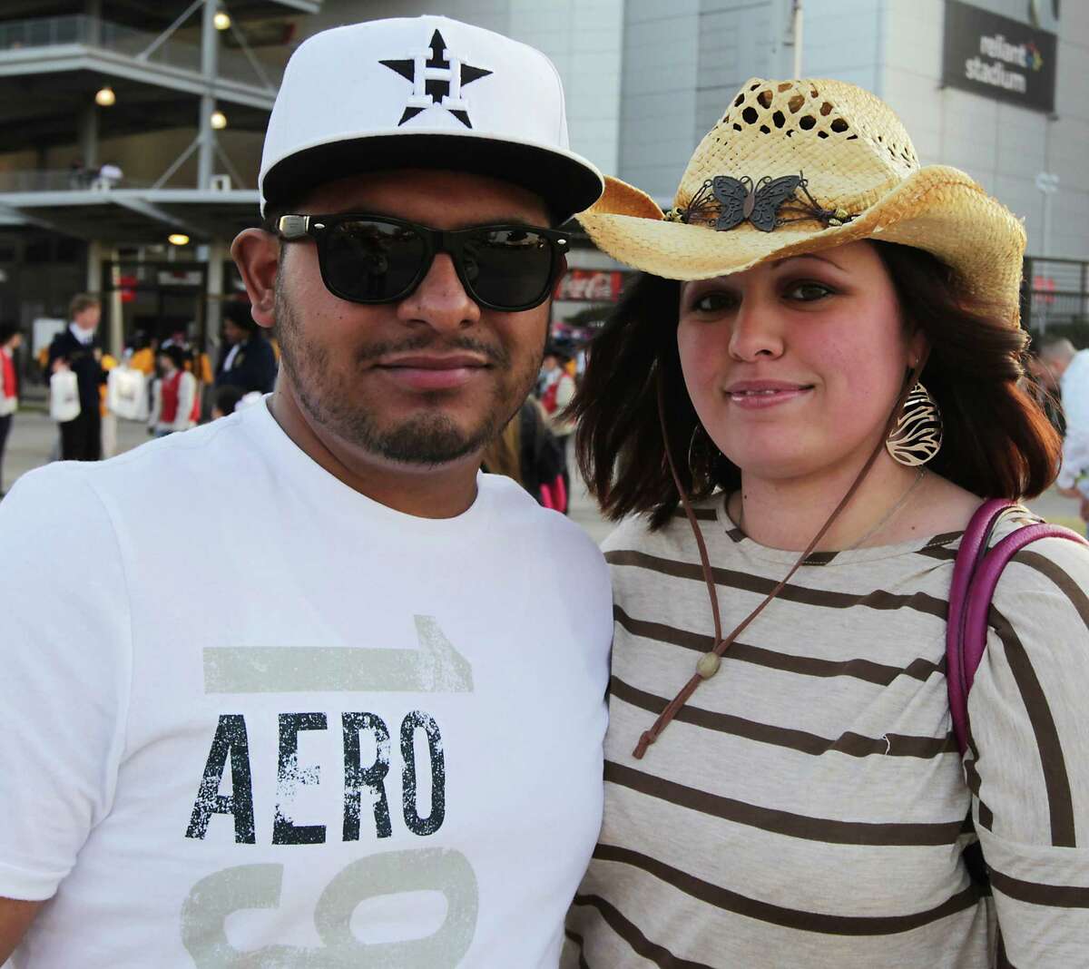 Rodeo fans get ready for Bruno Mars
