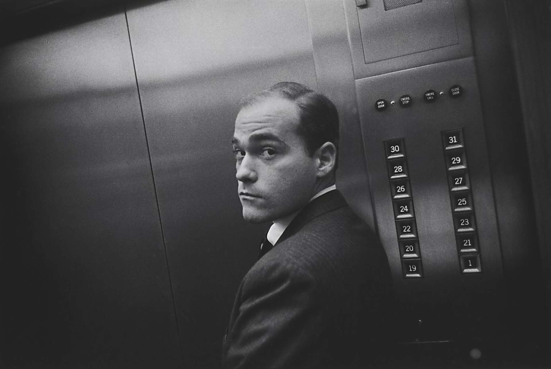 'Garry Winogrand' review: A darkening vision