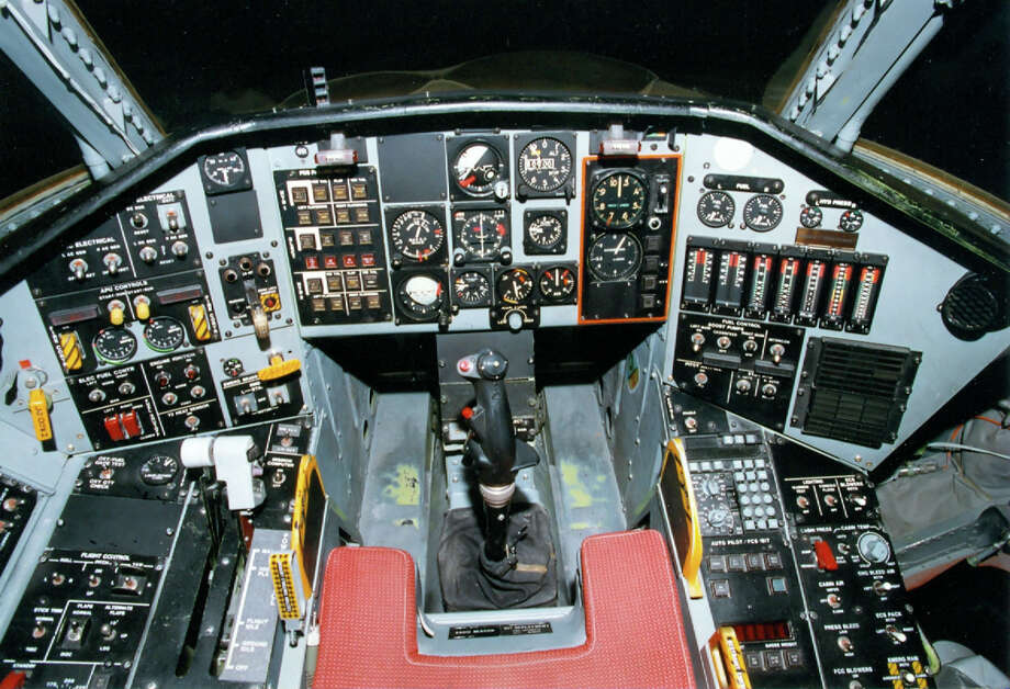 Cockpits through the decades - seattlepi.com