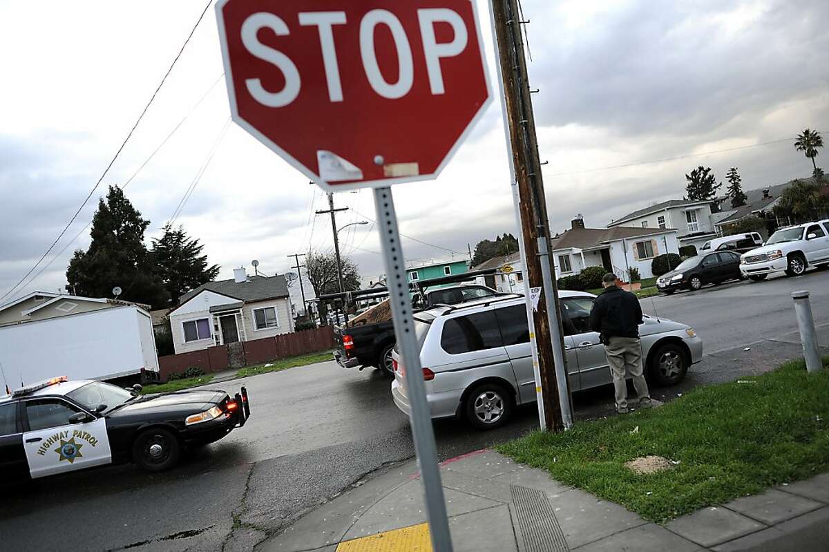 Oakland's use of CHP help draws critics