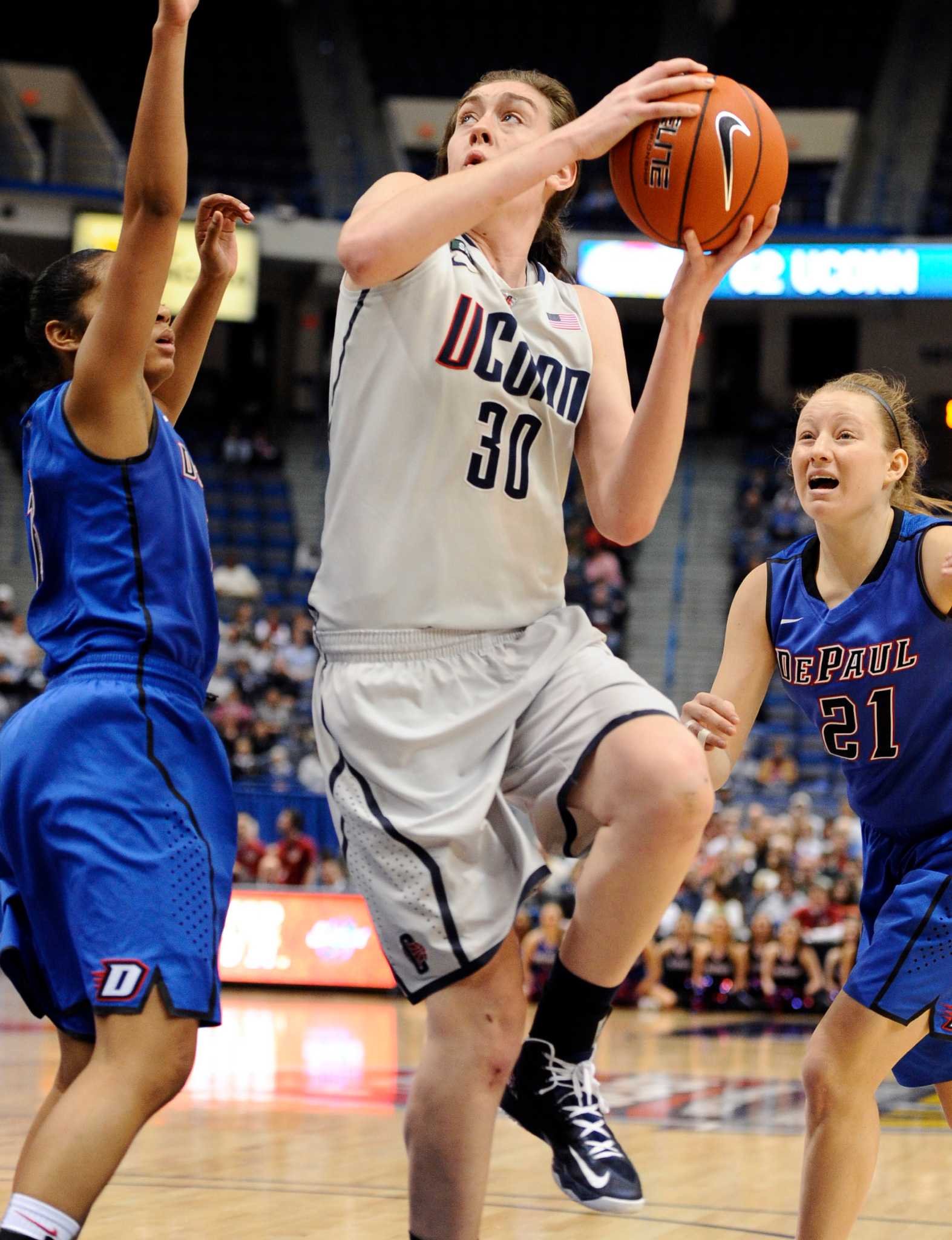 UConn women rout DePaul in Big East quarters
