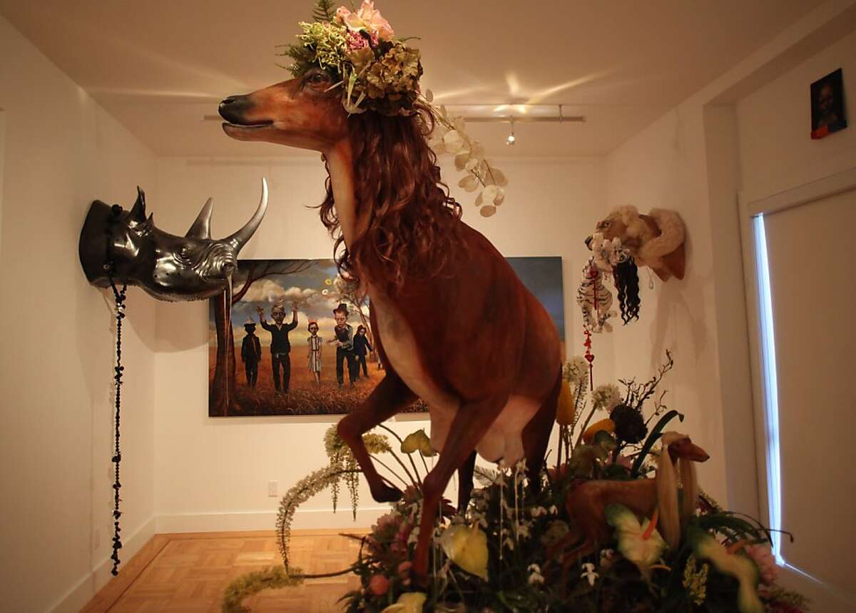 Benefit offers access to art collections