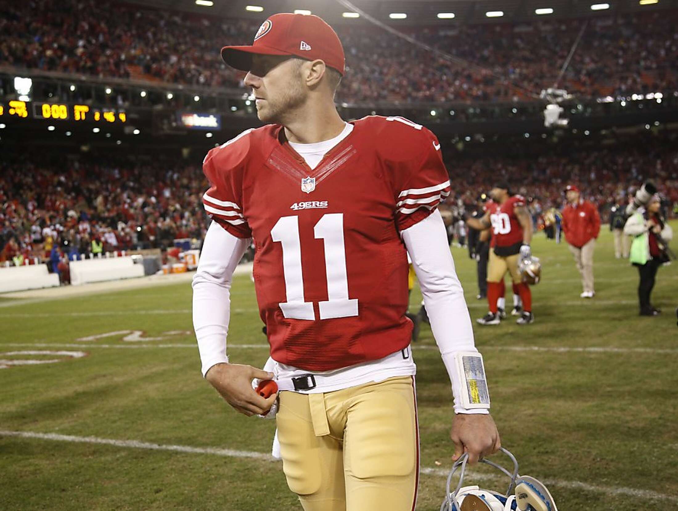 Alex Smith gave his all - off the field, too