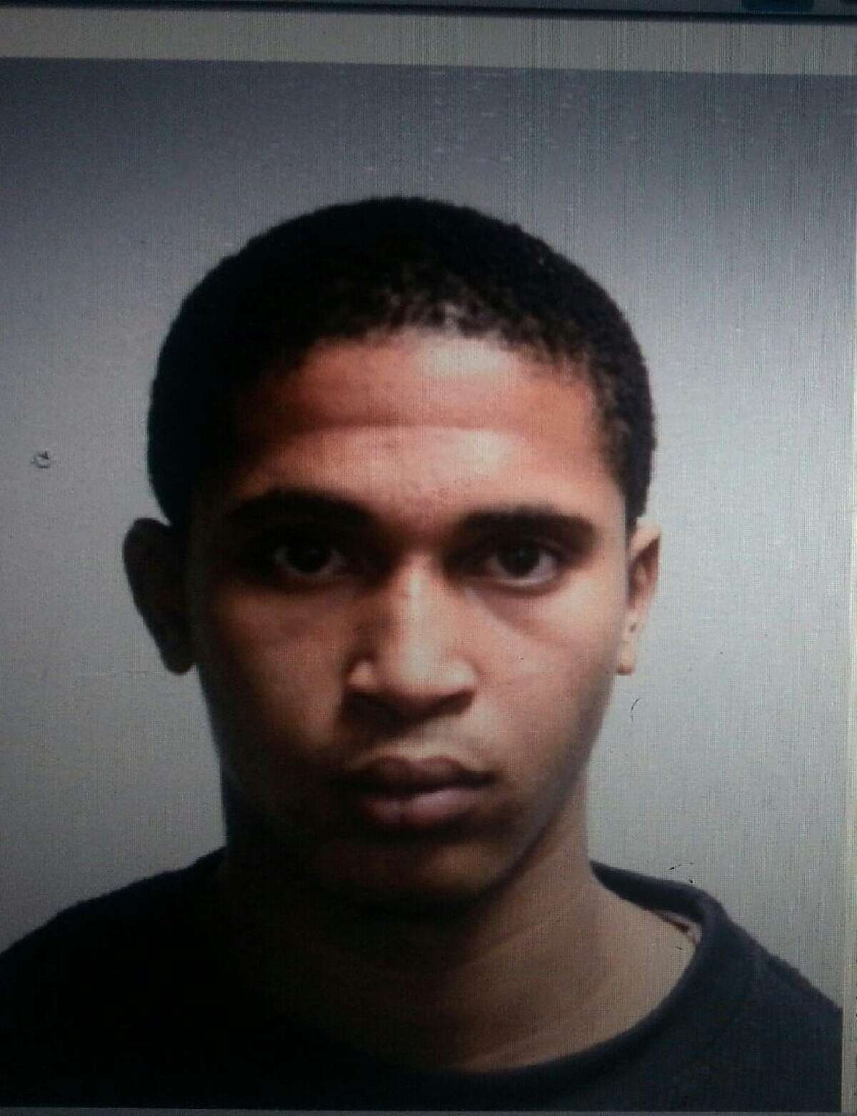 Hunt on for felon who escaped in handcuffs