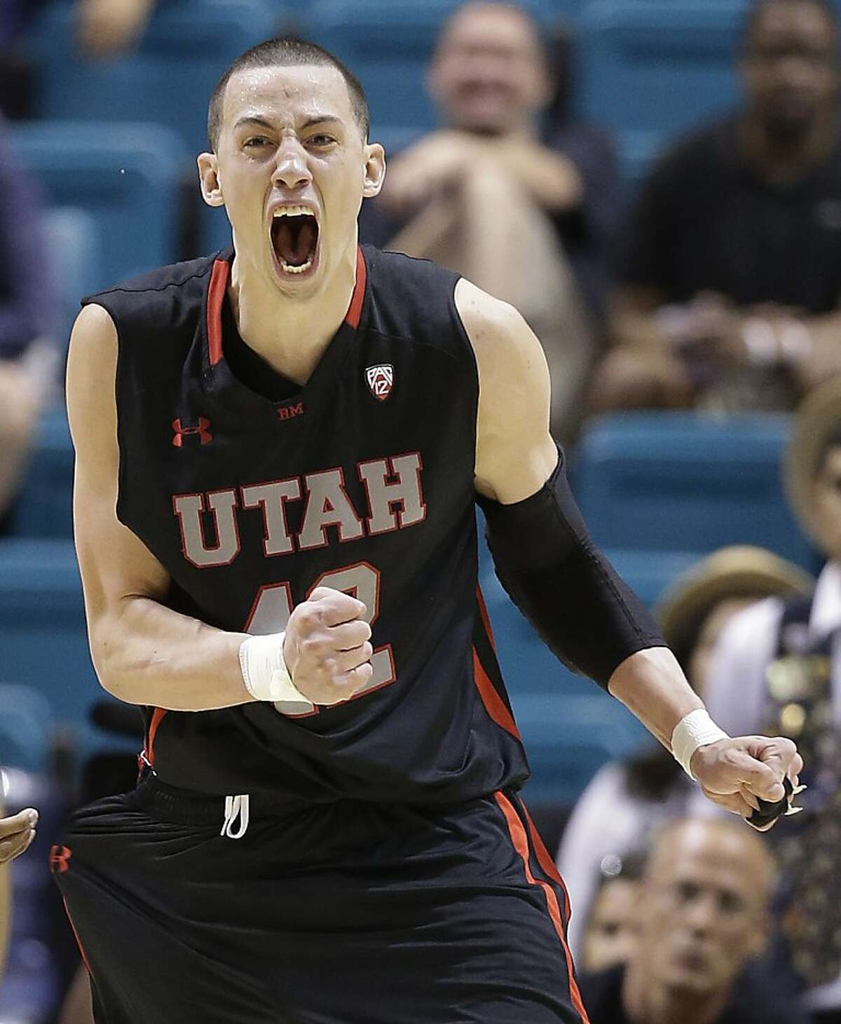 Utah upsets Cal in Pac-12 tourney, 79-69