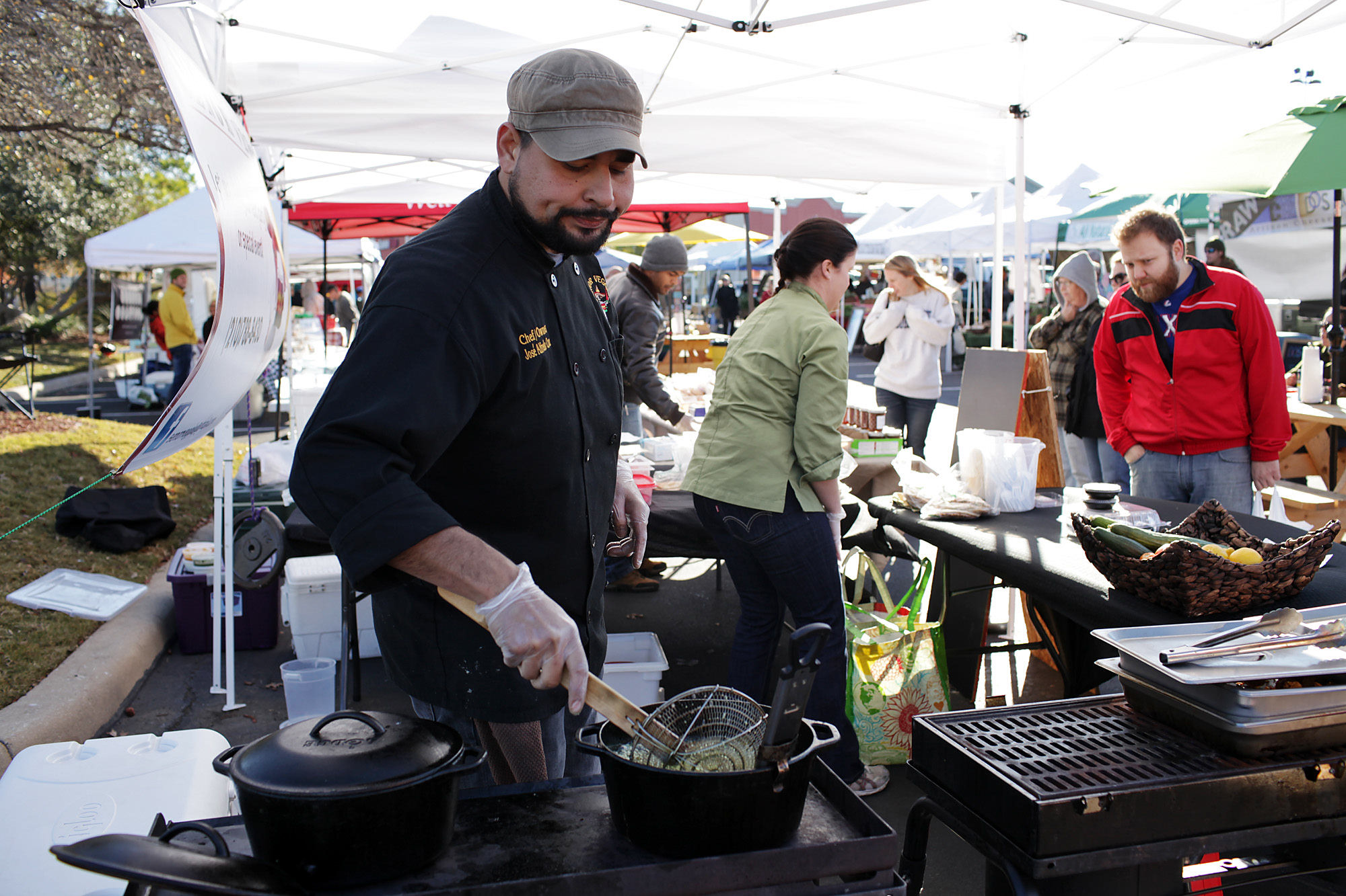 City offers new rules on farmers market eats