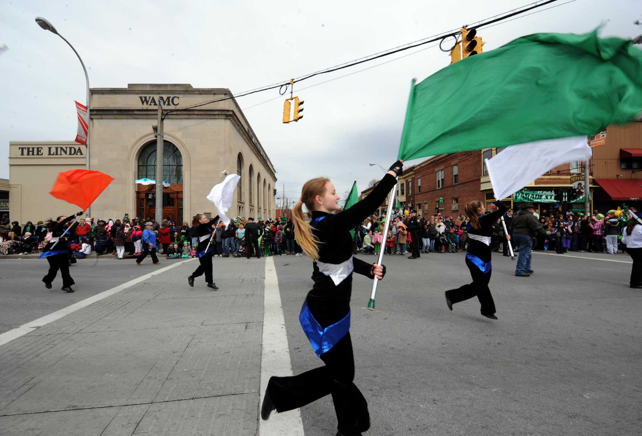 Lots of smiling Irish eyes