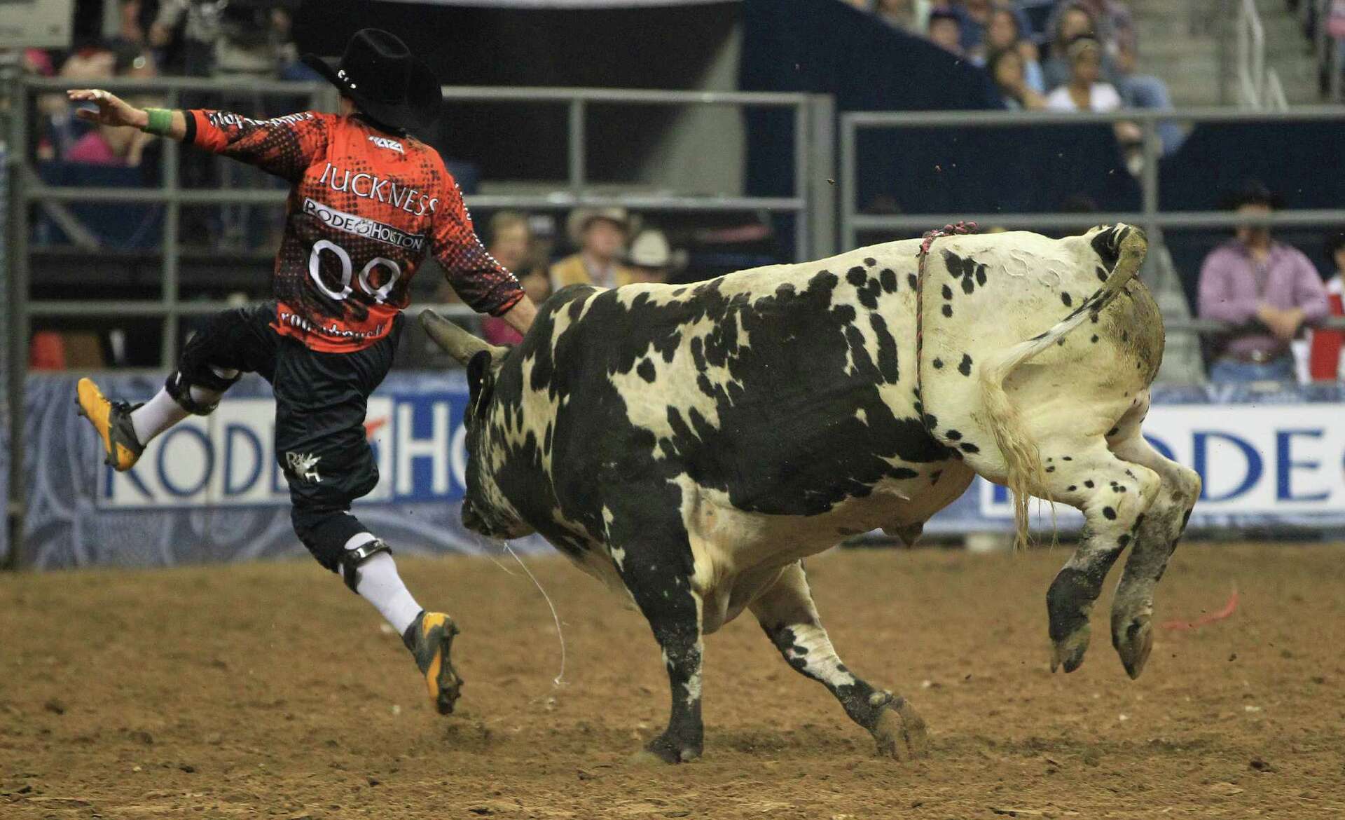 Getting beat up a 'blessing' for rodeo cowboys
