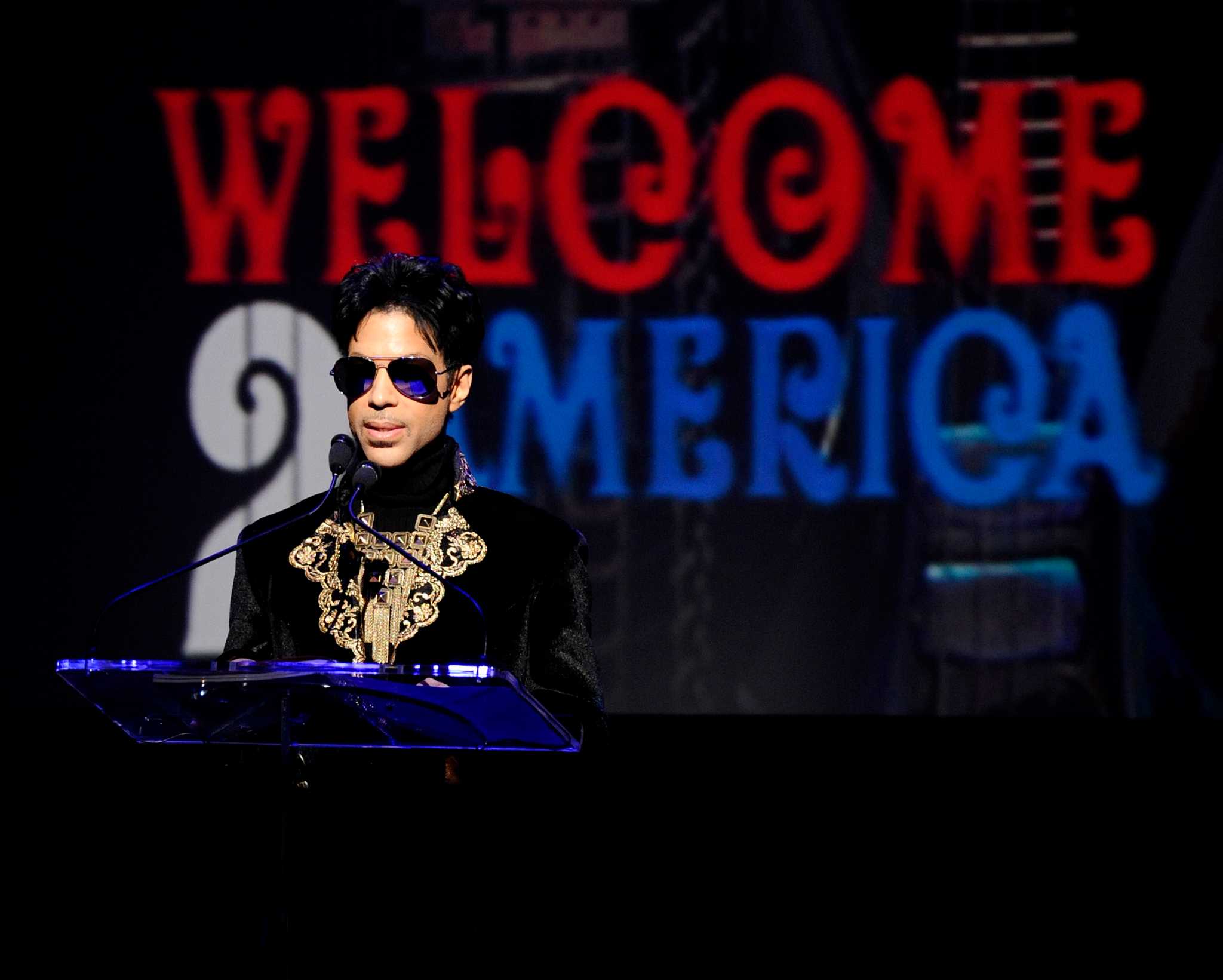 Prince brings the funk to Austin