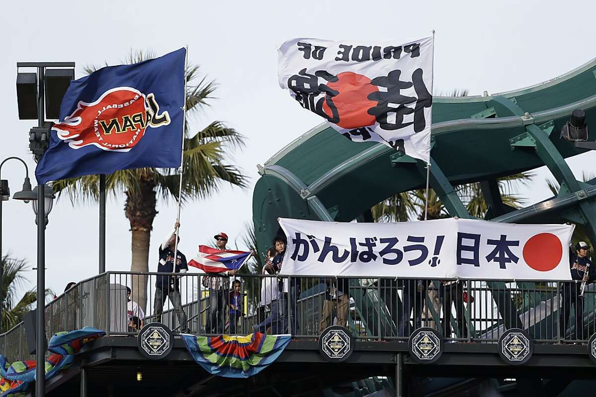 Puerto Rico tops Japan in WBC semifinal