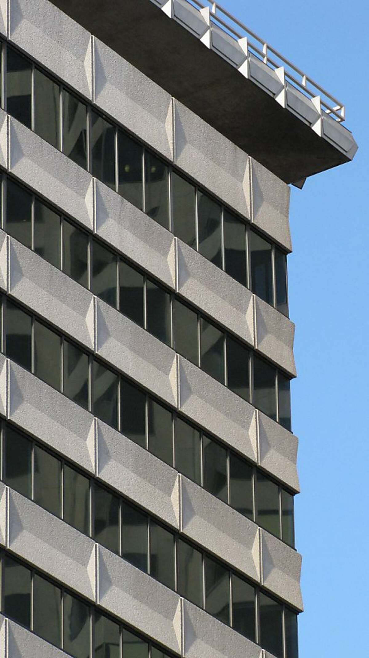 Tower is out of sync, but still timeless