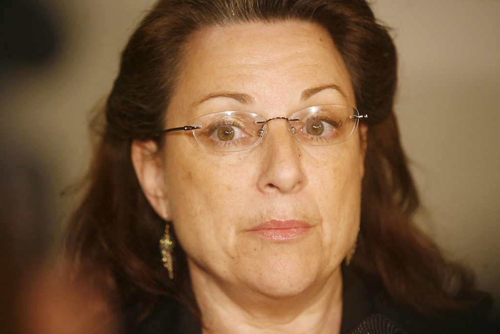 Prosecutor in molest case disciplined