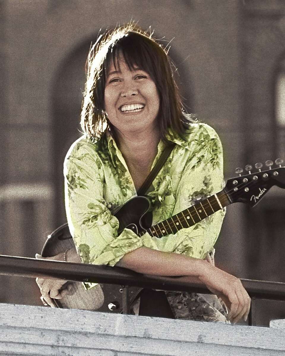 Michelle Shocked: 'I'm damn sorry'