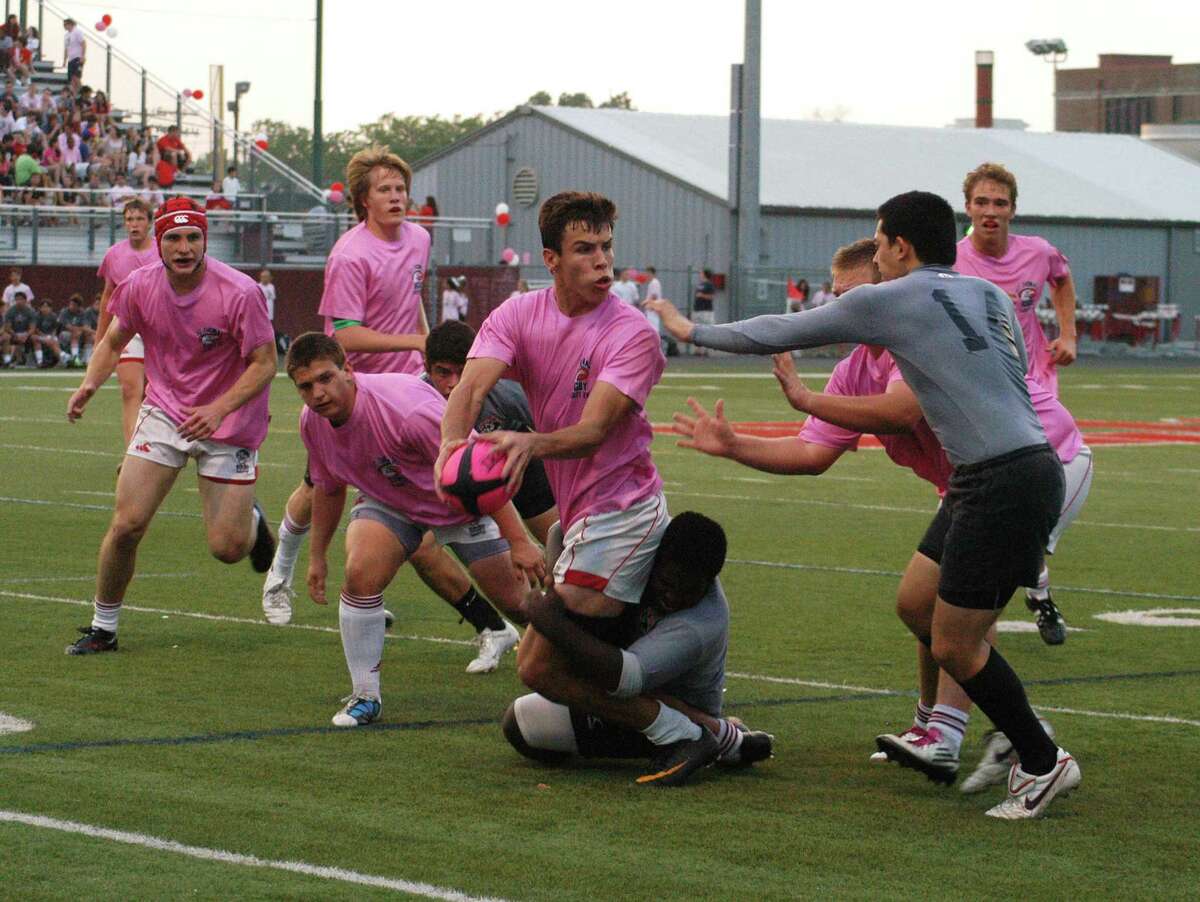 St. Thomas rugby team to host breast cancer fundraiser