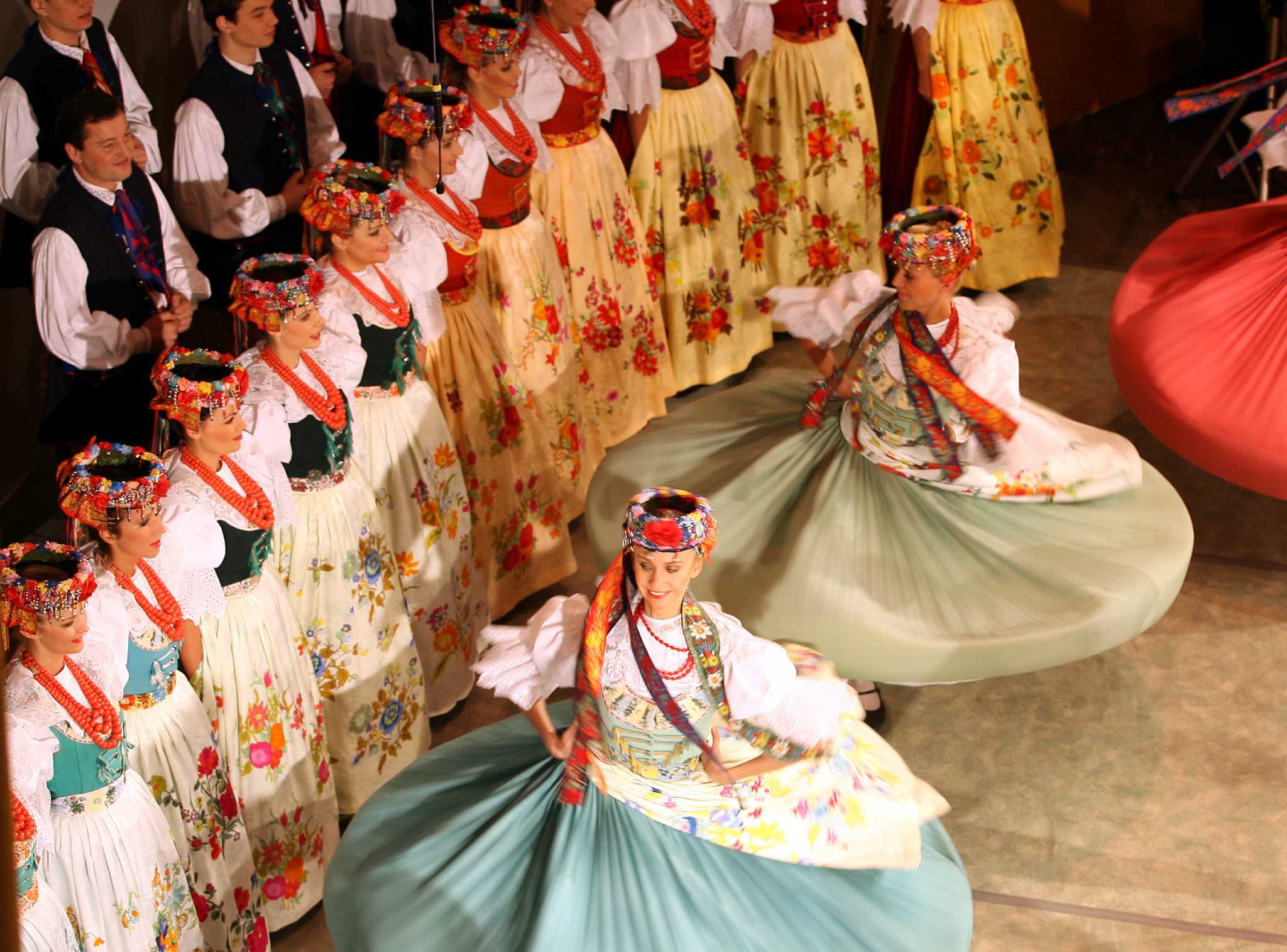 Slask brings Polish song and dance to Proctors