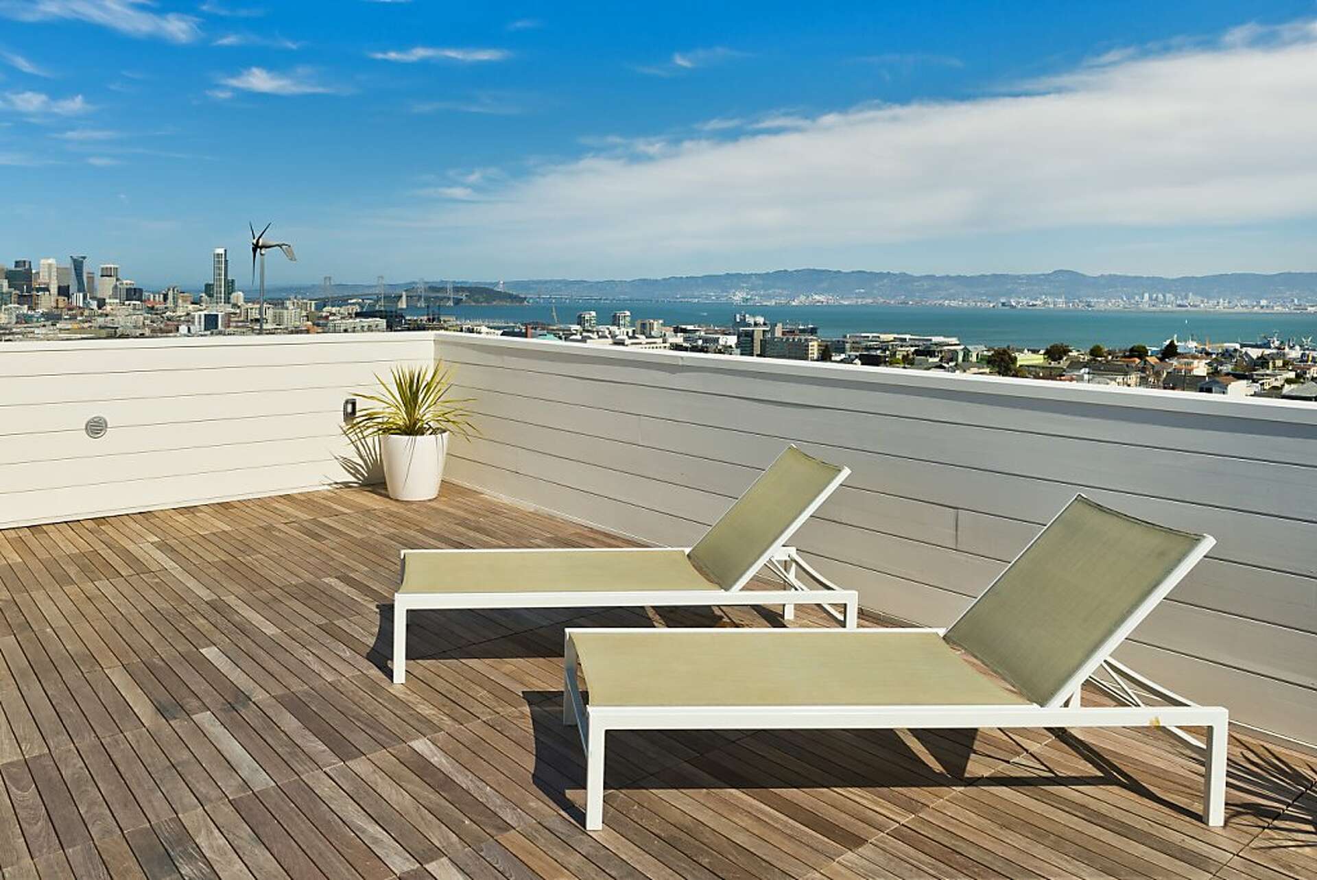 Potrero Hill Edwardian features elevator, roof terrace, retractable ...