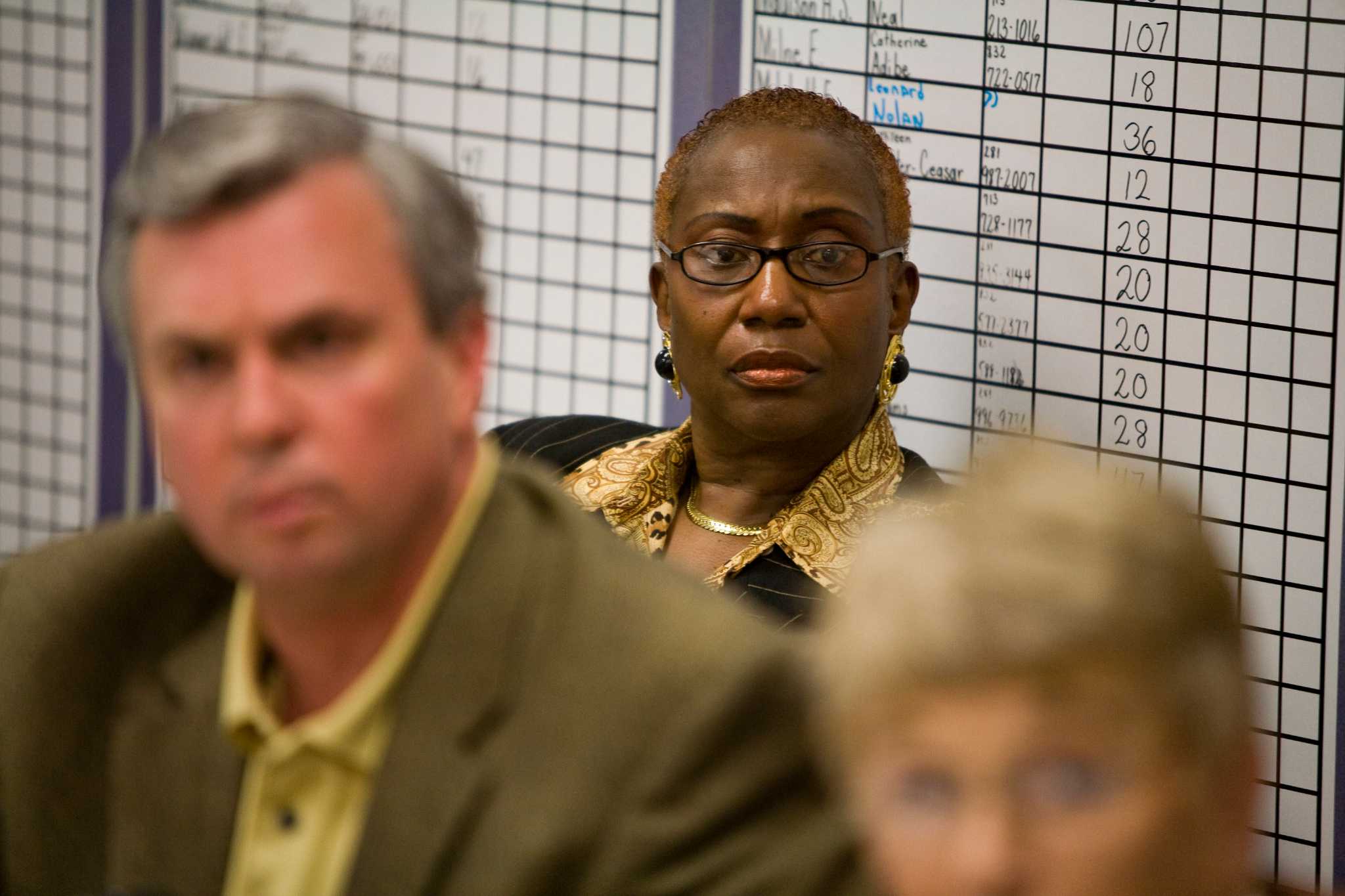 Judge clears ex-HISD principal of cheating