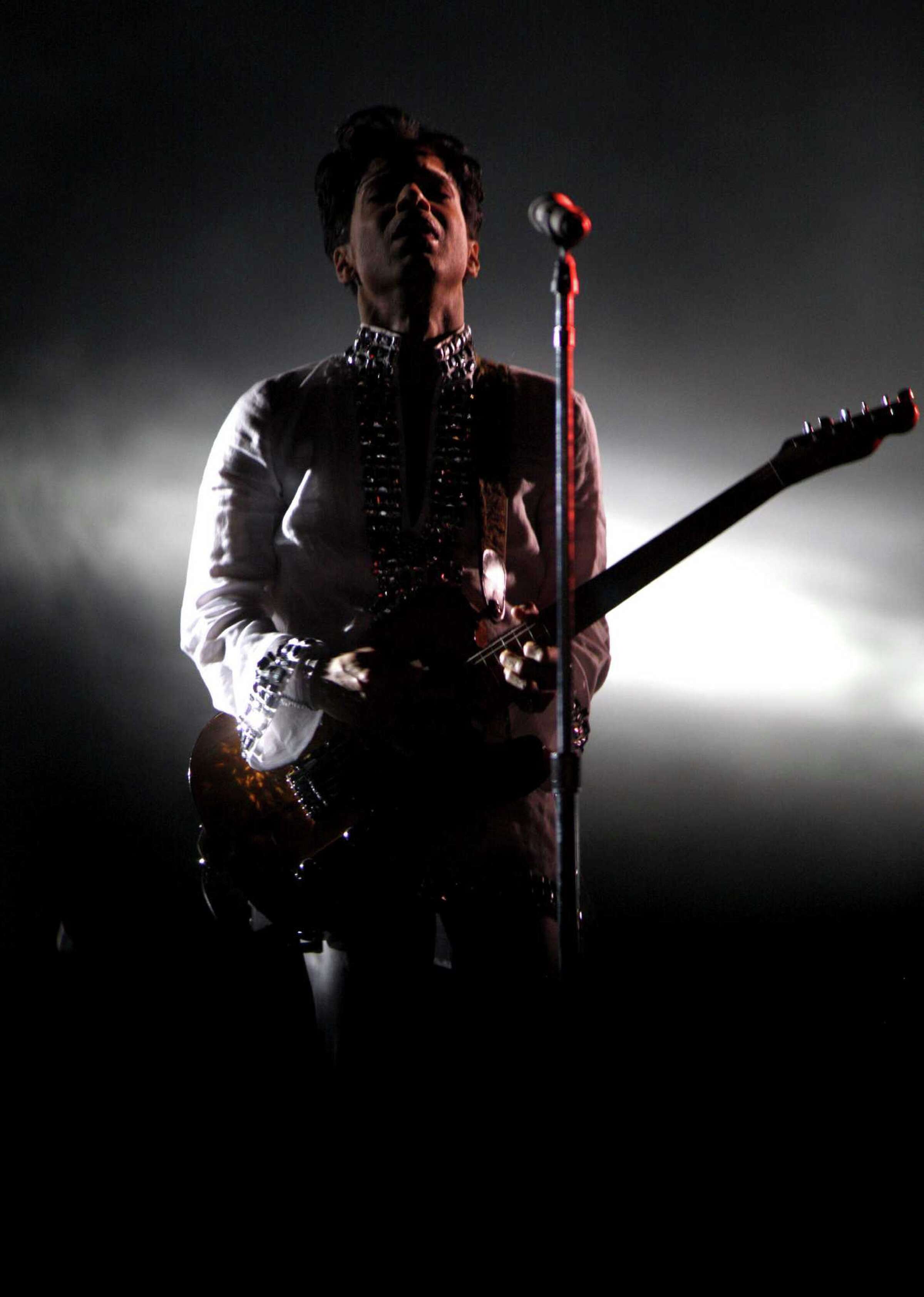 Report: Prince coming to Seattle in April