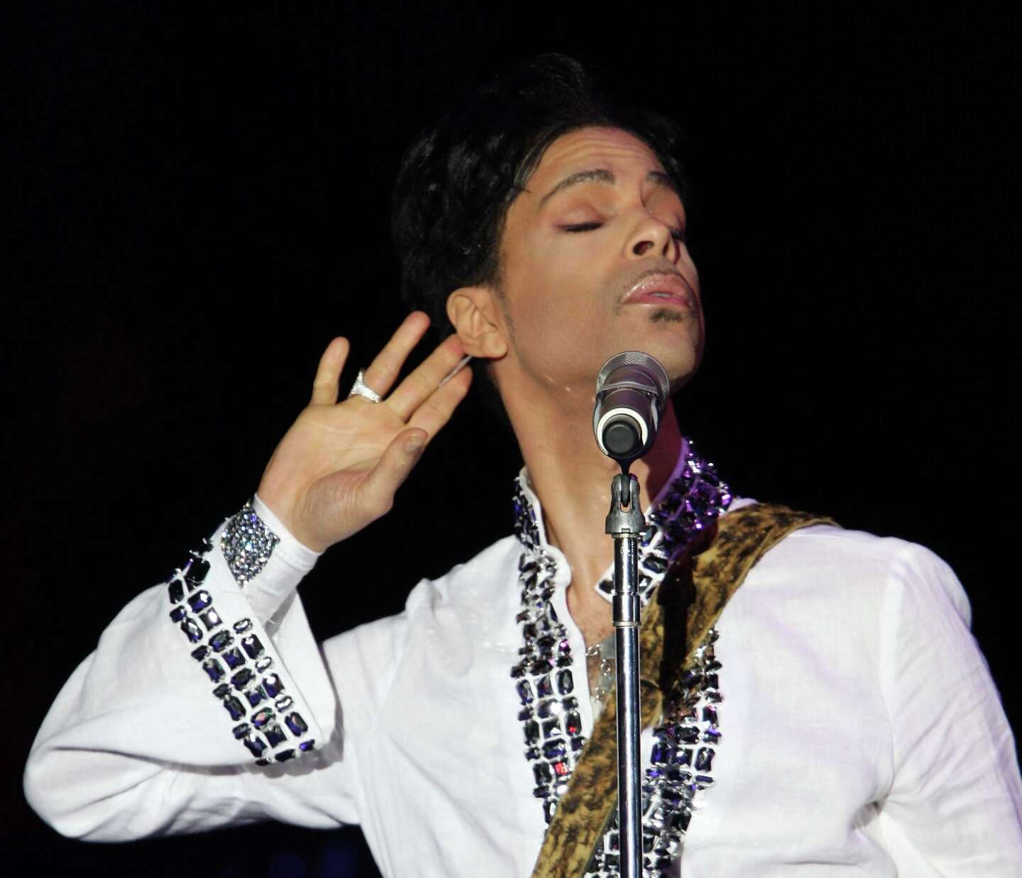 Report: Prince coming to Seattle in April