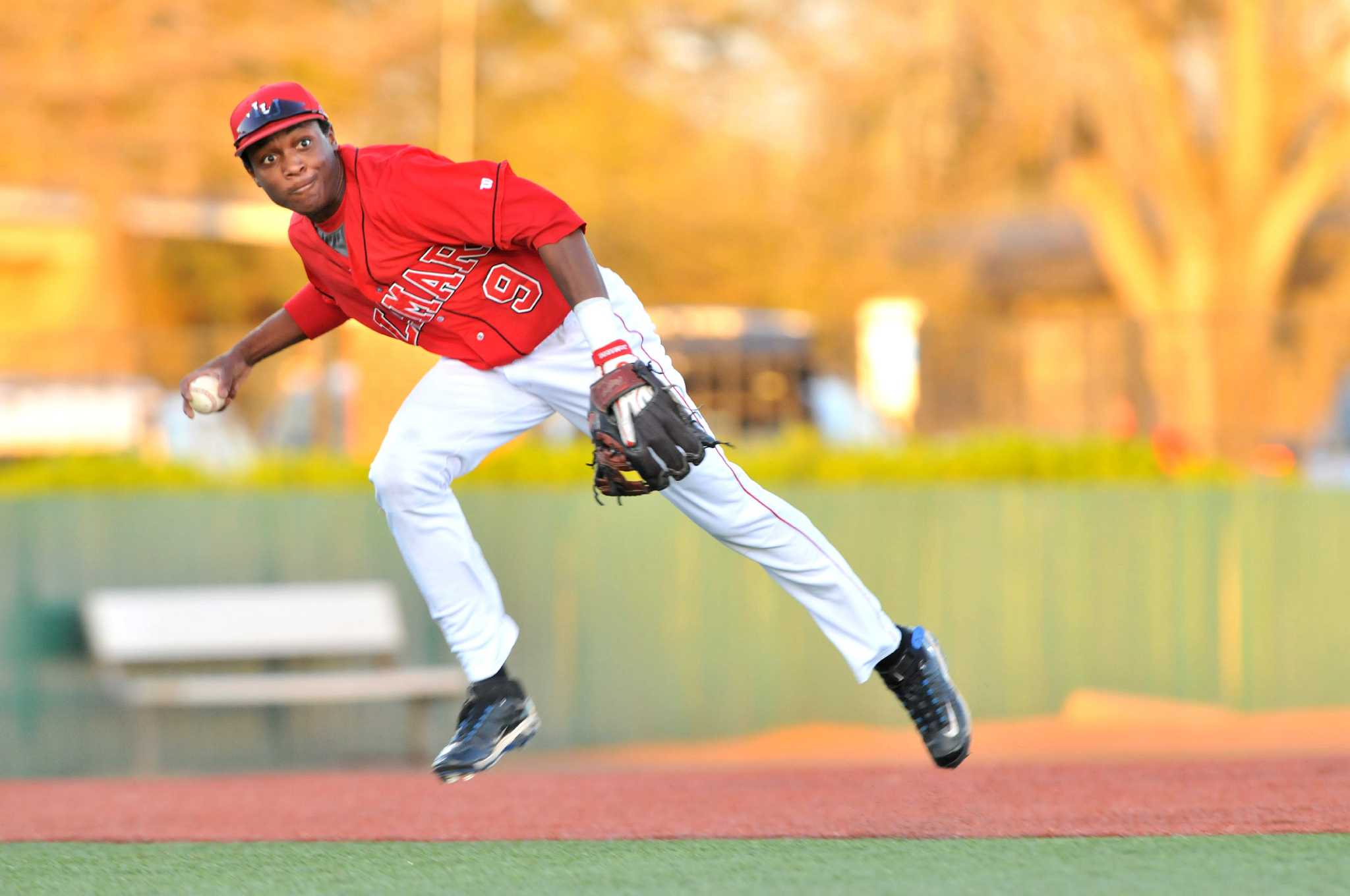 Lamar baseball on a roll
