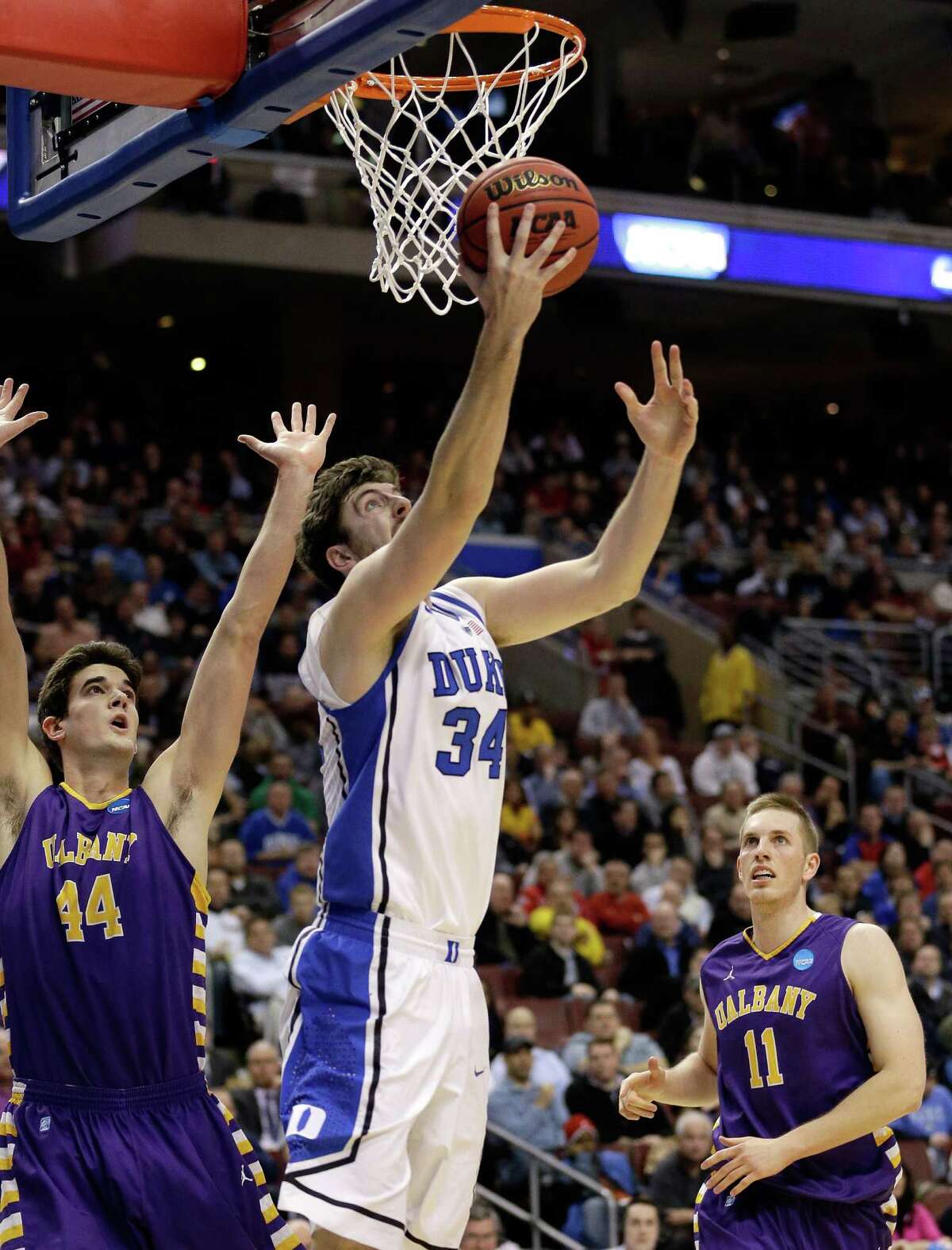 Fans hold heads high in defeat of UAlbany