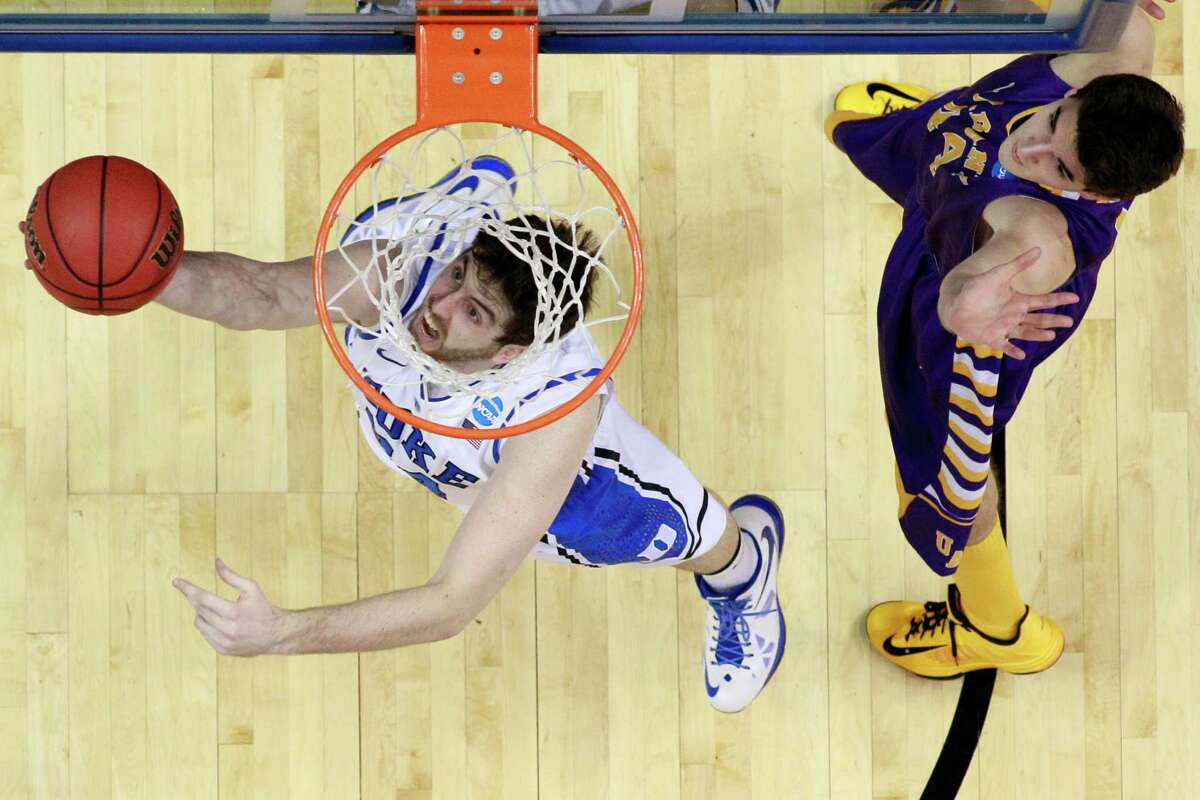 Fans hold heads high in defeat of UAlbany