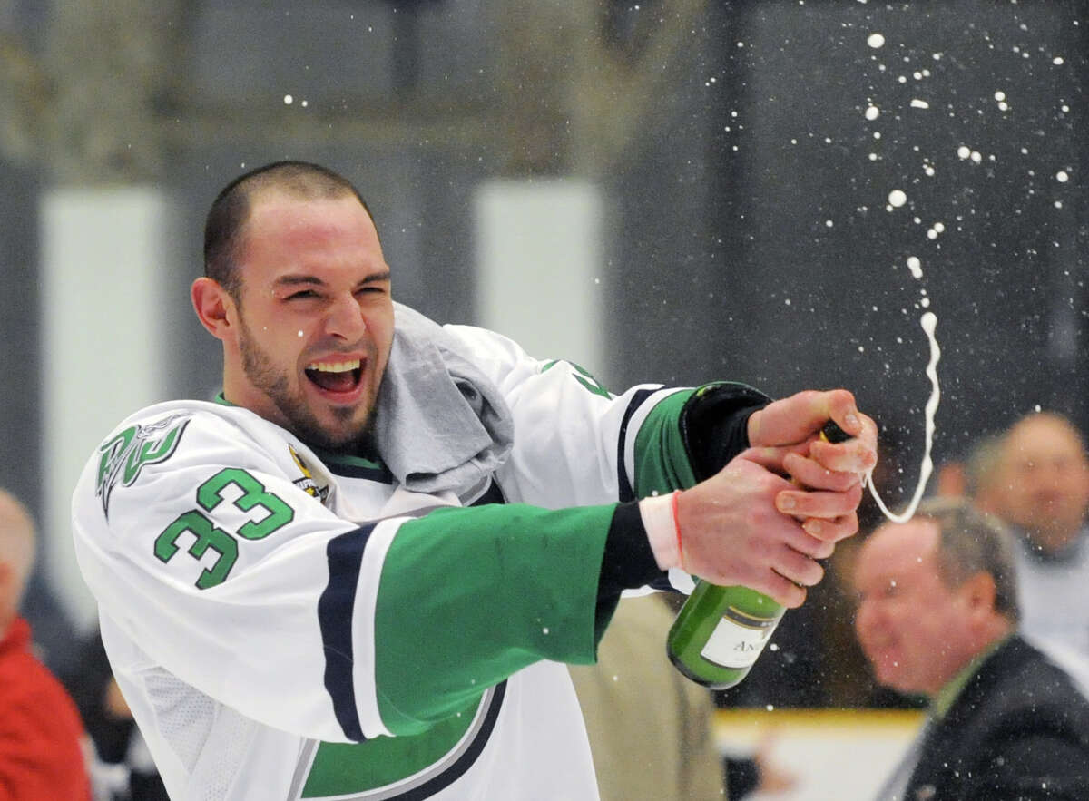 Whalers win FHL title
