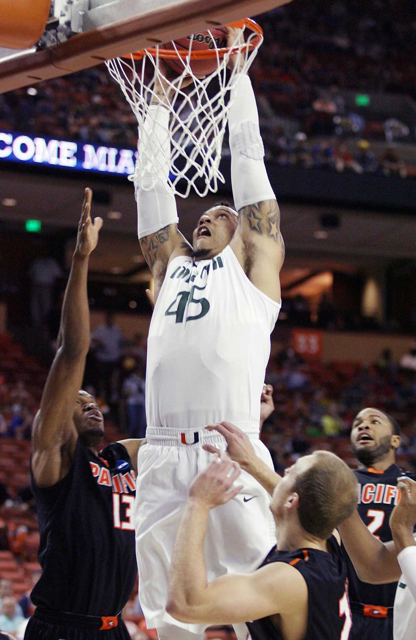 Shane Larkin Dunk