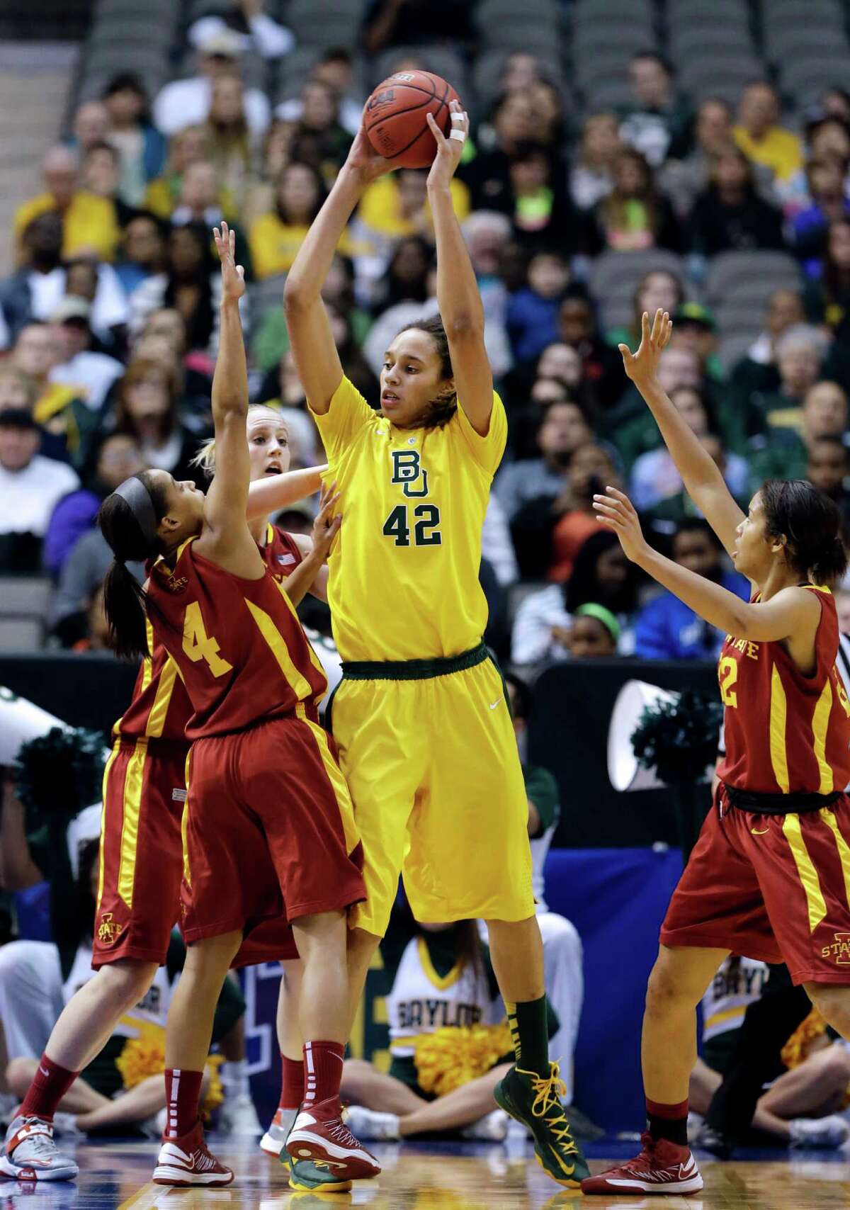 Griner becomes Baylor's beacon to greatness
