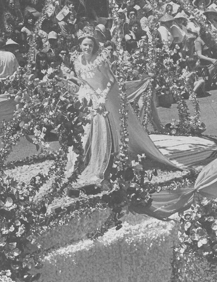 Fiesta Queens over the years - mySA