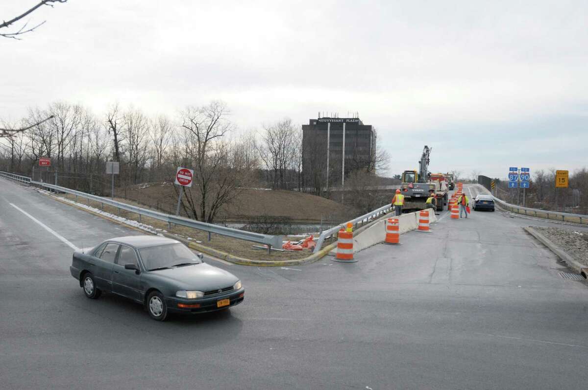 Narrow lanes as Crossgates flyover work begins
