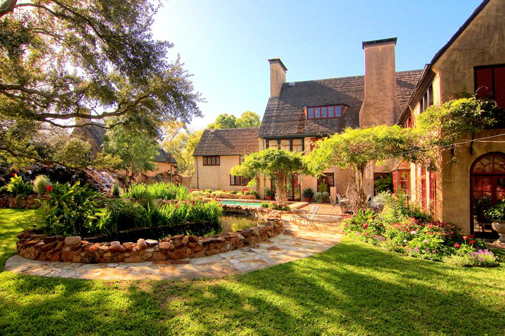 Nearly century-old home is still a beauty