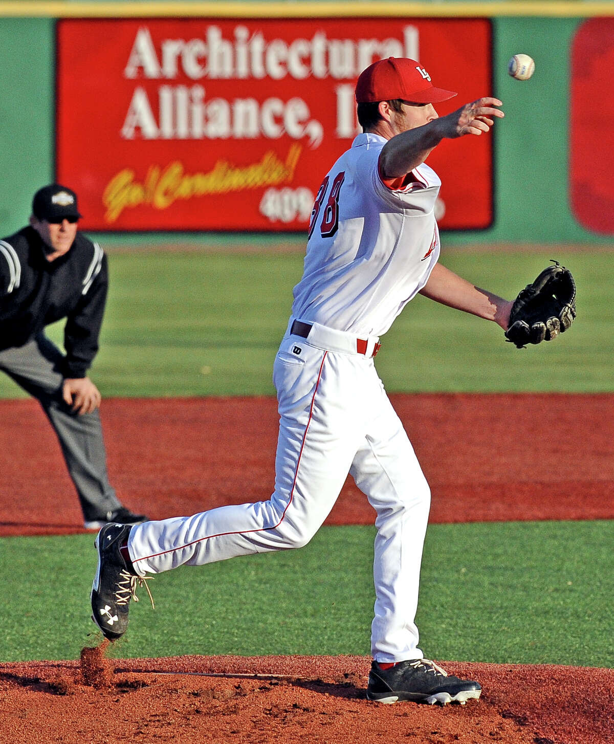 Cardinals tame the No. 19 Cougars, 6-3