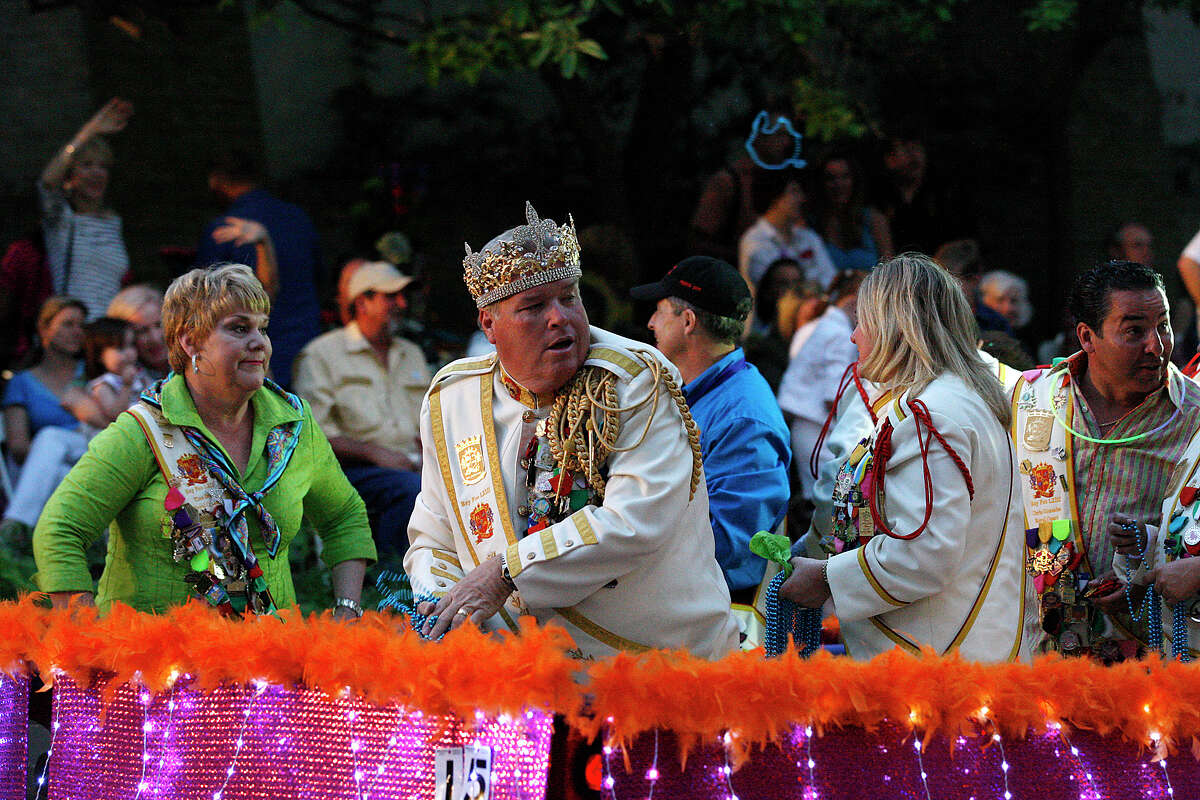 Rey Feo float was at school district bus barn