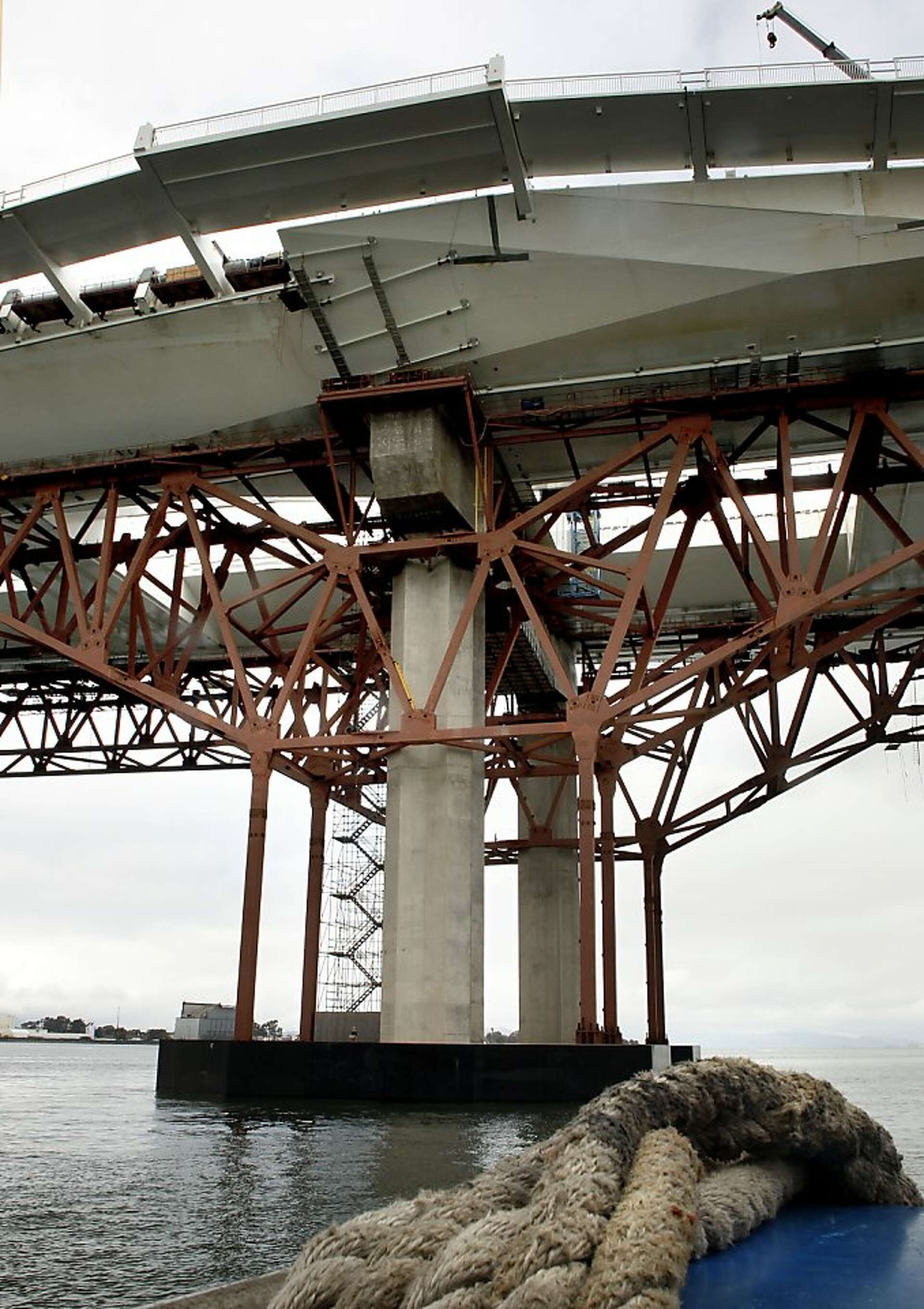 Broken bolts may delay Bay Bridge opening