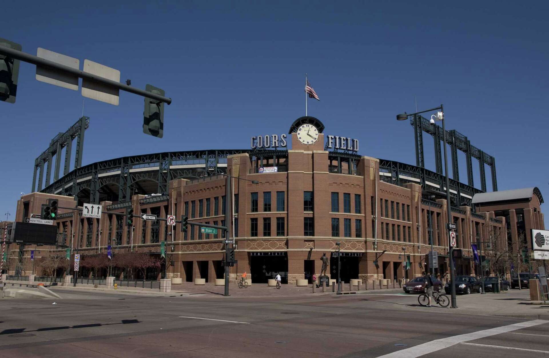 A history of hitters' parks