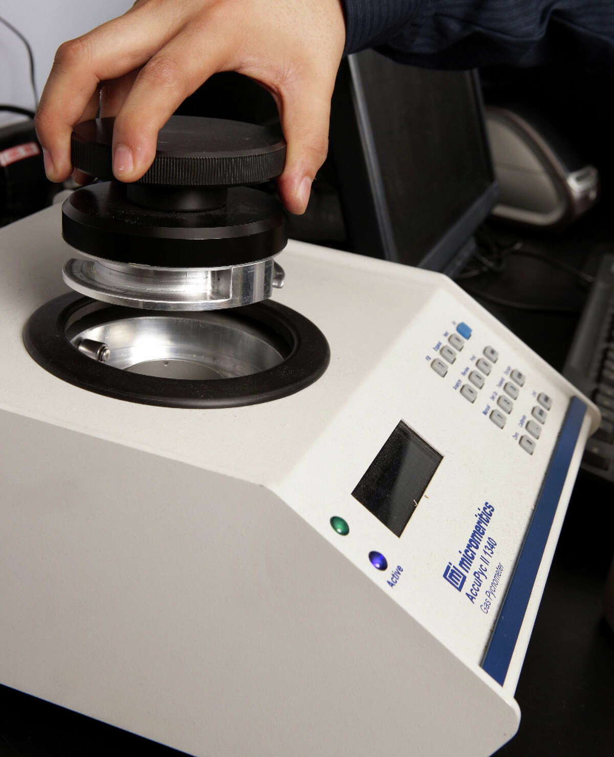 Santrol's R&D center pumps up work on fracturing materials