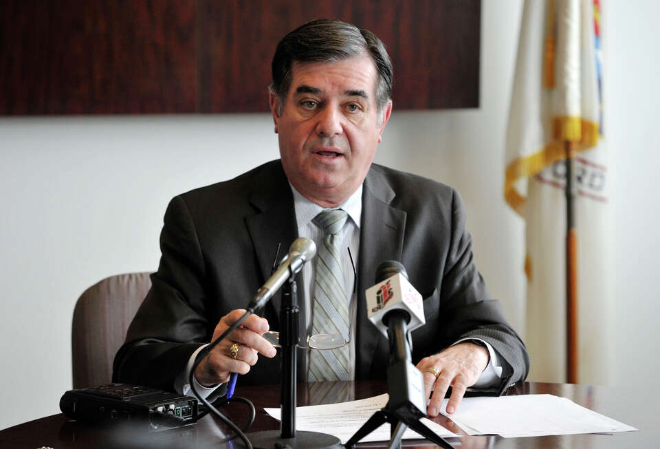 Pavia announces deal on boatyard with BLT