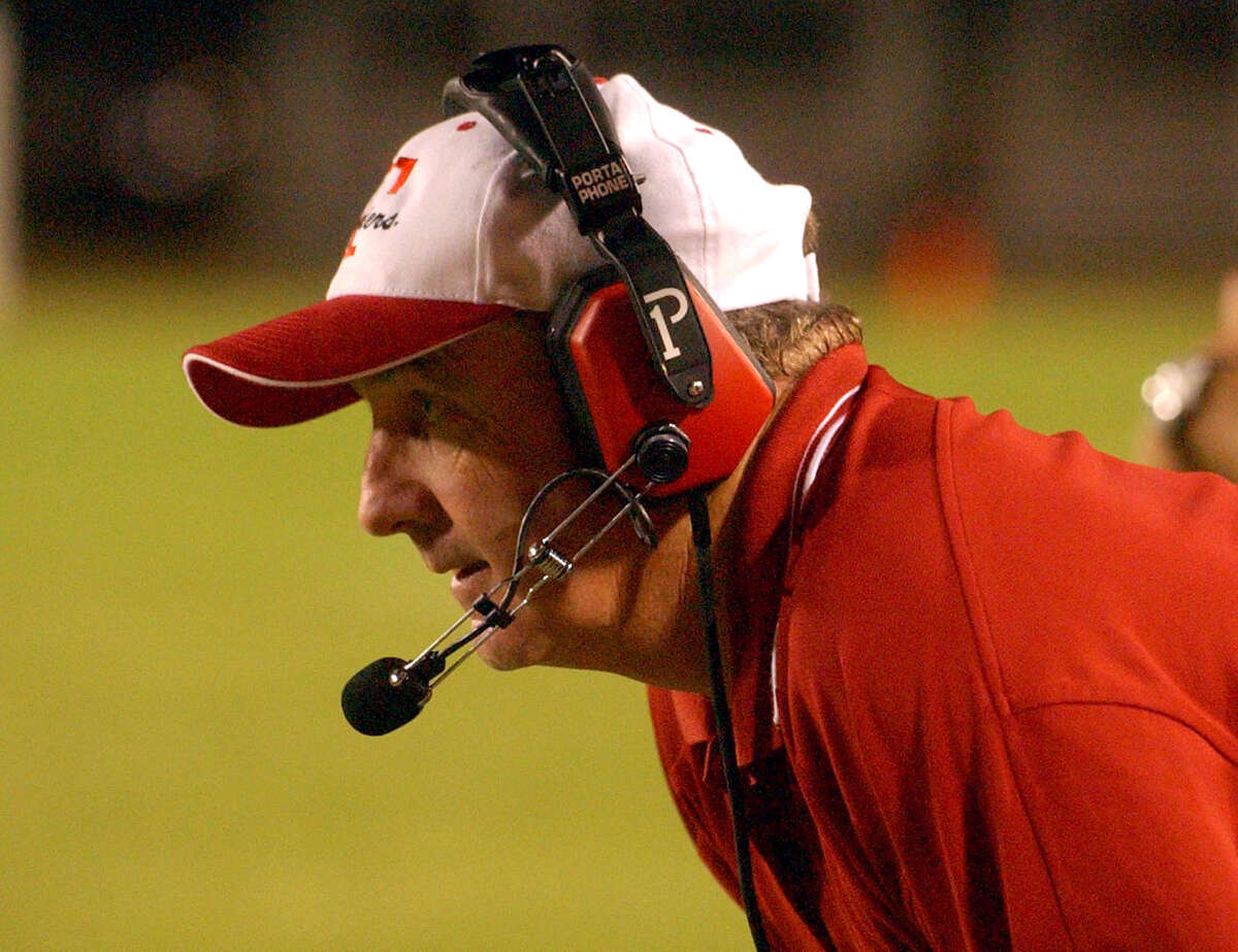 Bridges leaves Stevens to coach at Leander
