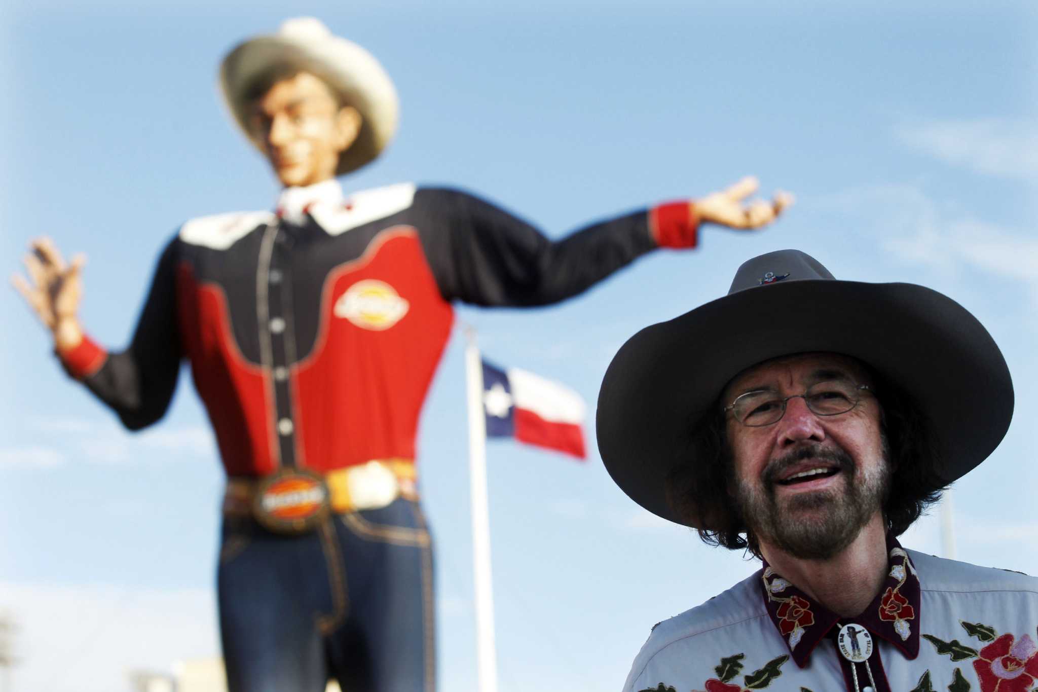 Big Tex's longtime voice replaced by state fair