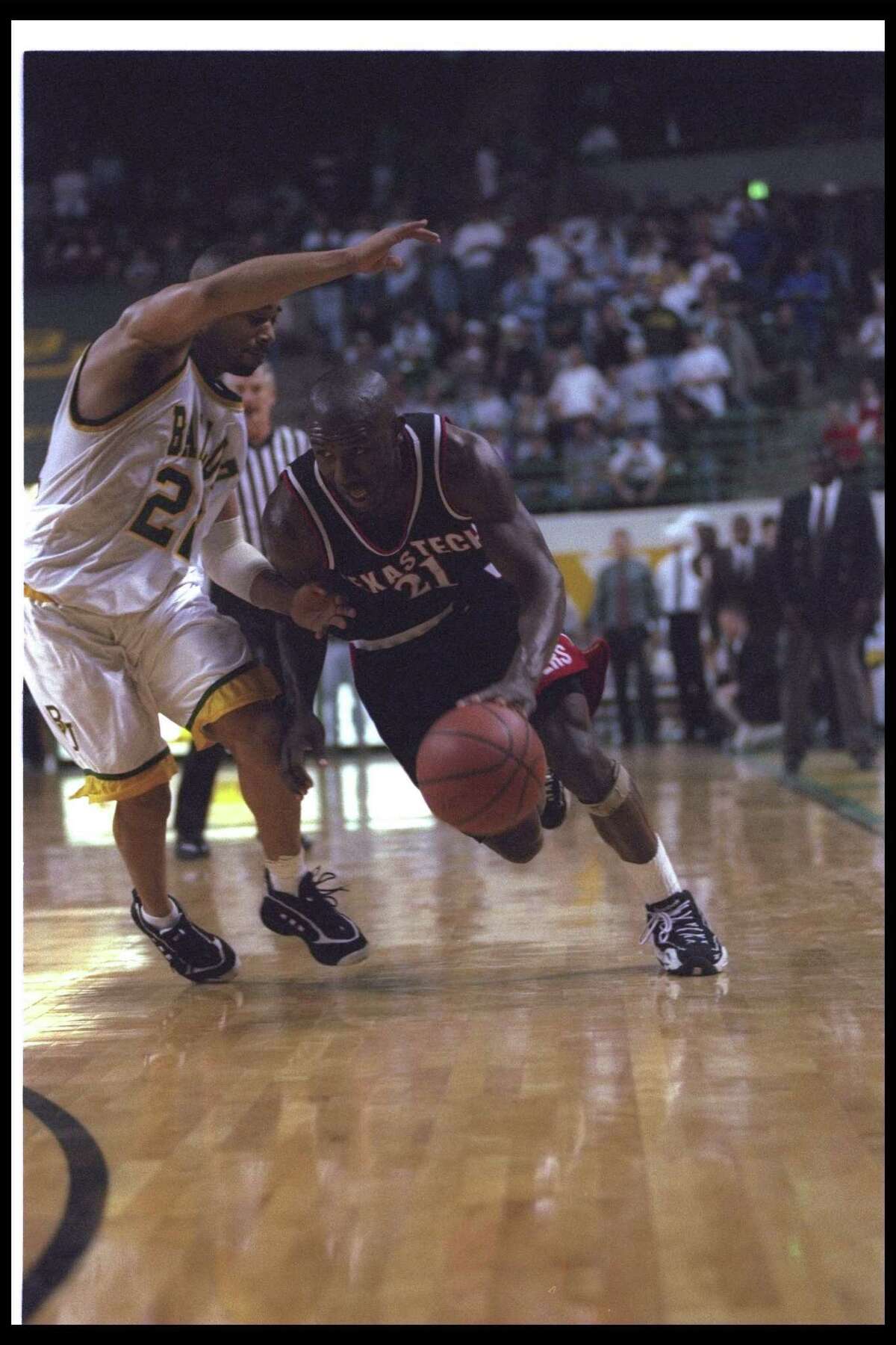 College basketball: Texas Sweet 16