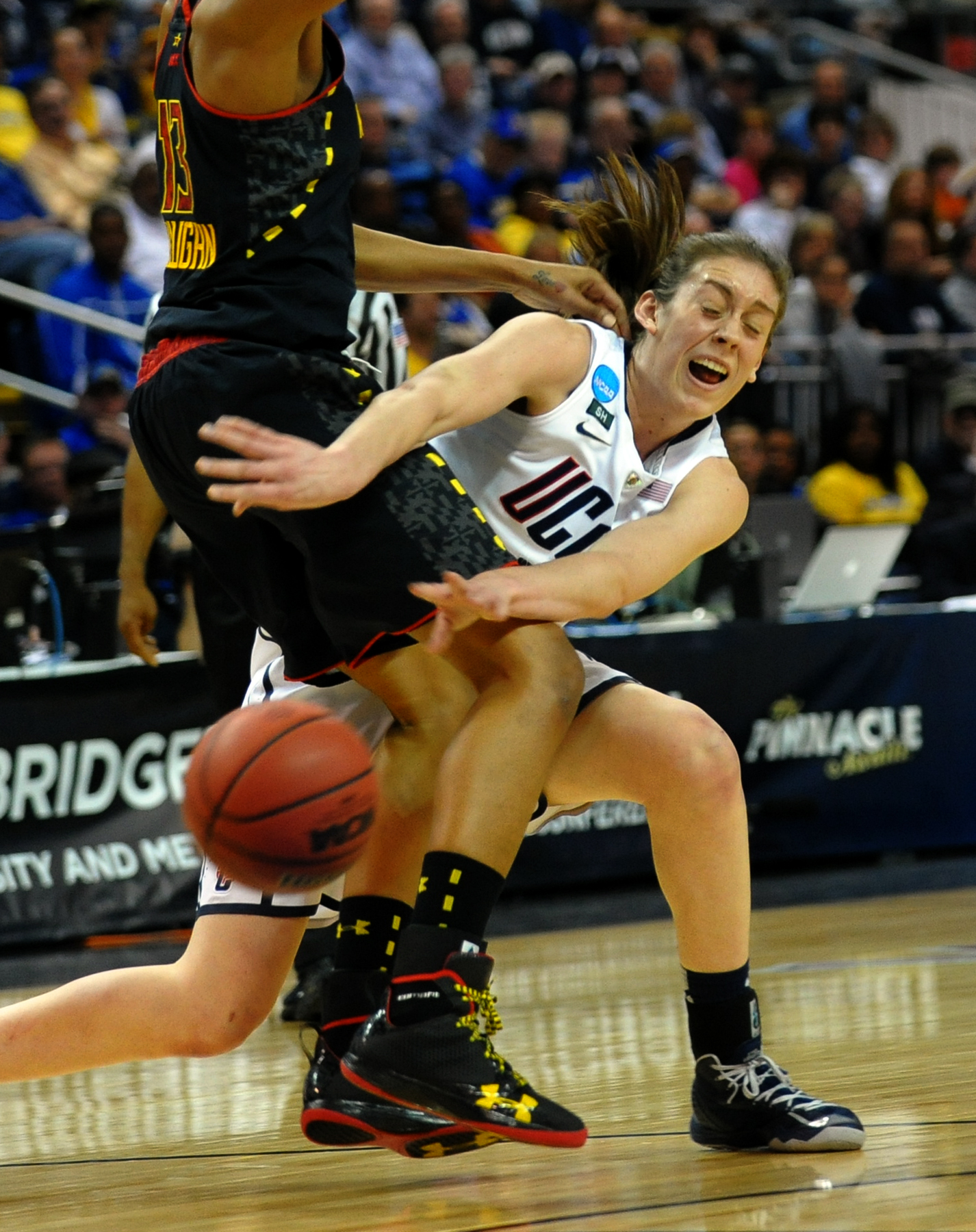 UConn women in eighth straight regional final