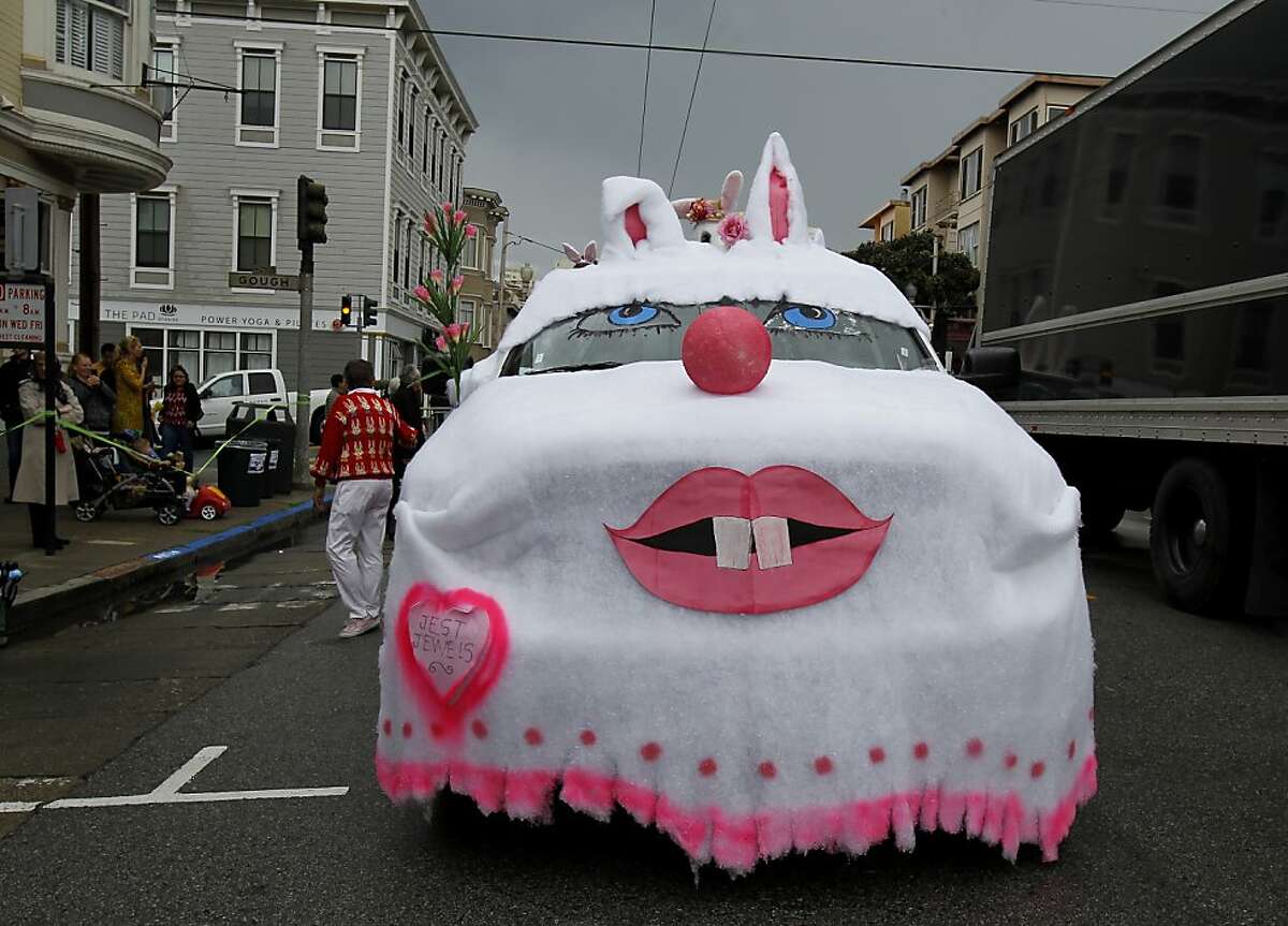 Easter parade in SF: bunnies, bonnets