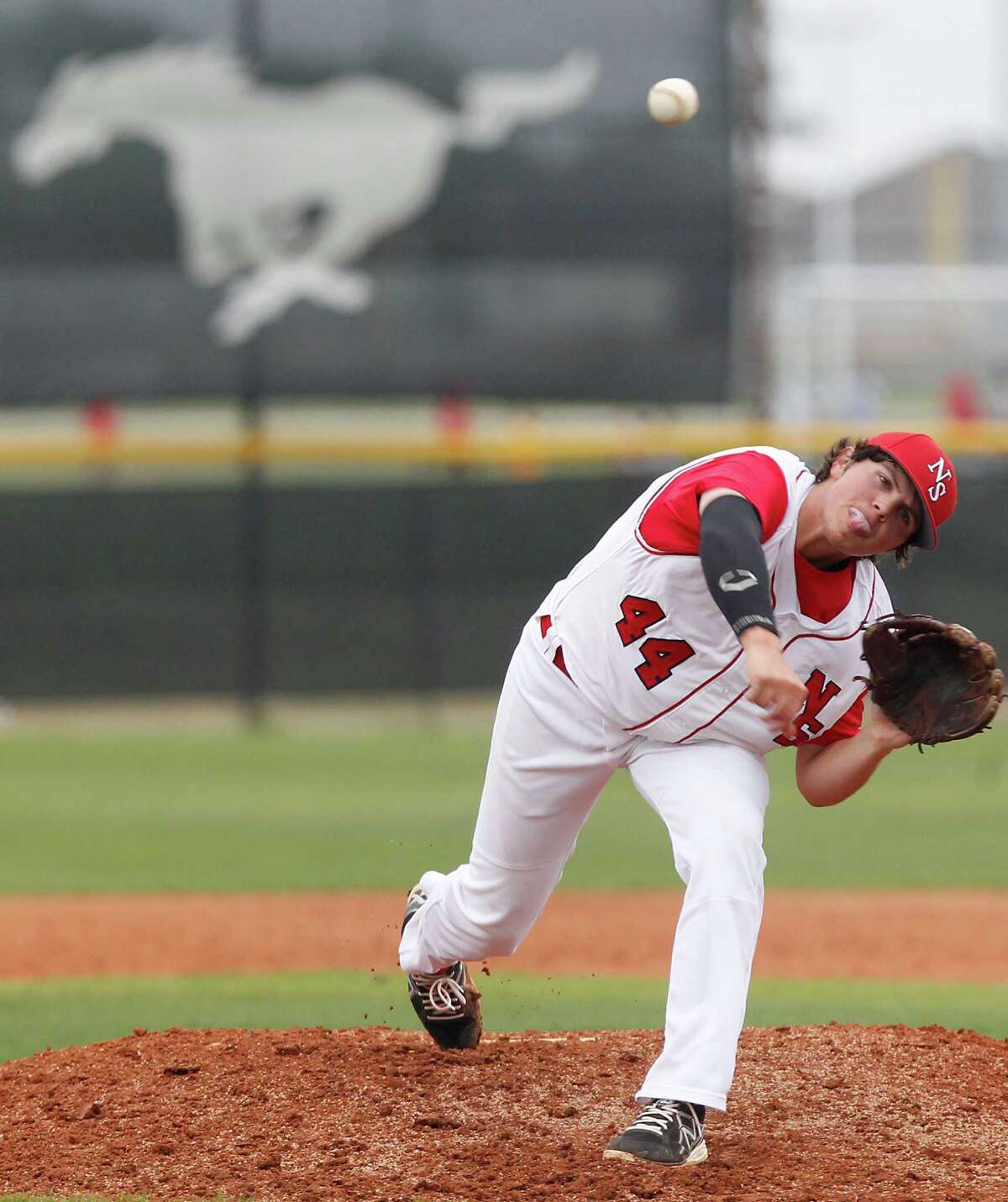 High school baseball: Deer Park tops North Shore