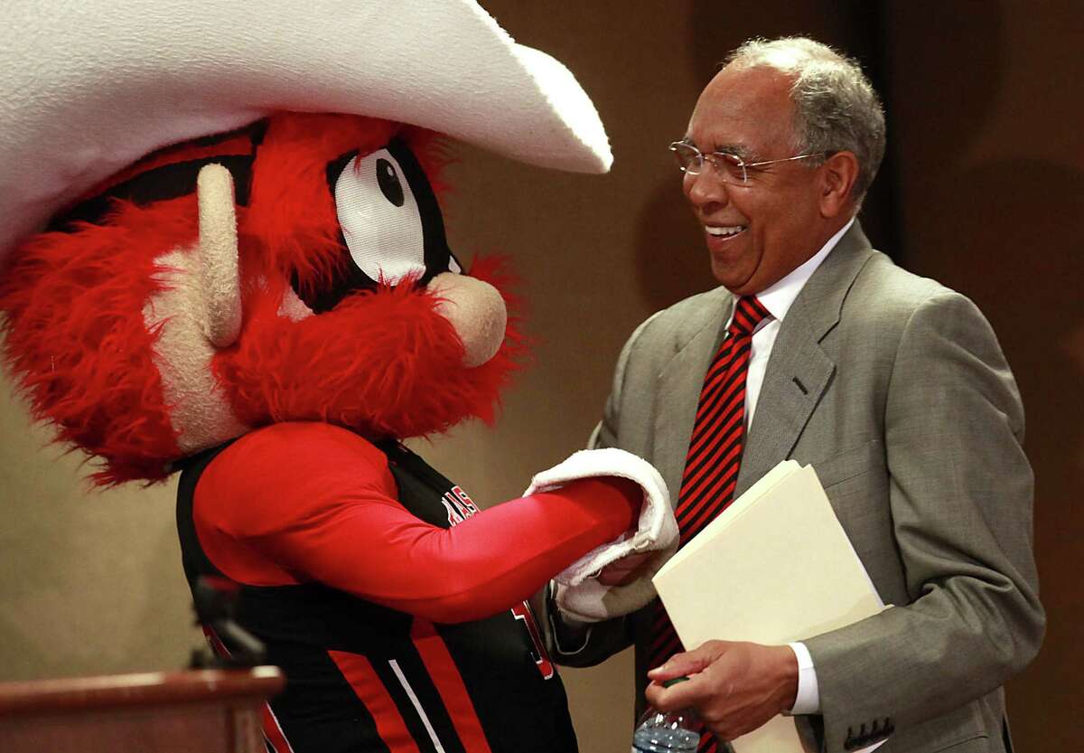 Texas Tech introduces Tubby Smith as new coach