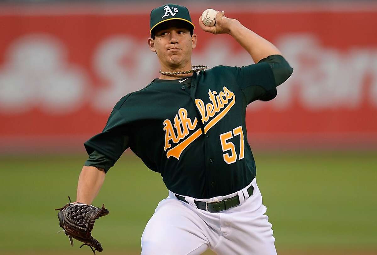 A's break out bats to defeat Mariners