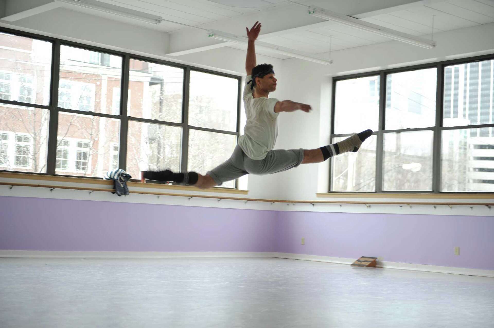 Different steps for ballet troupe
