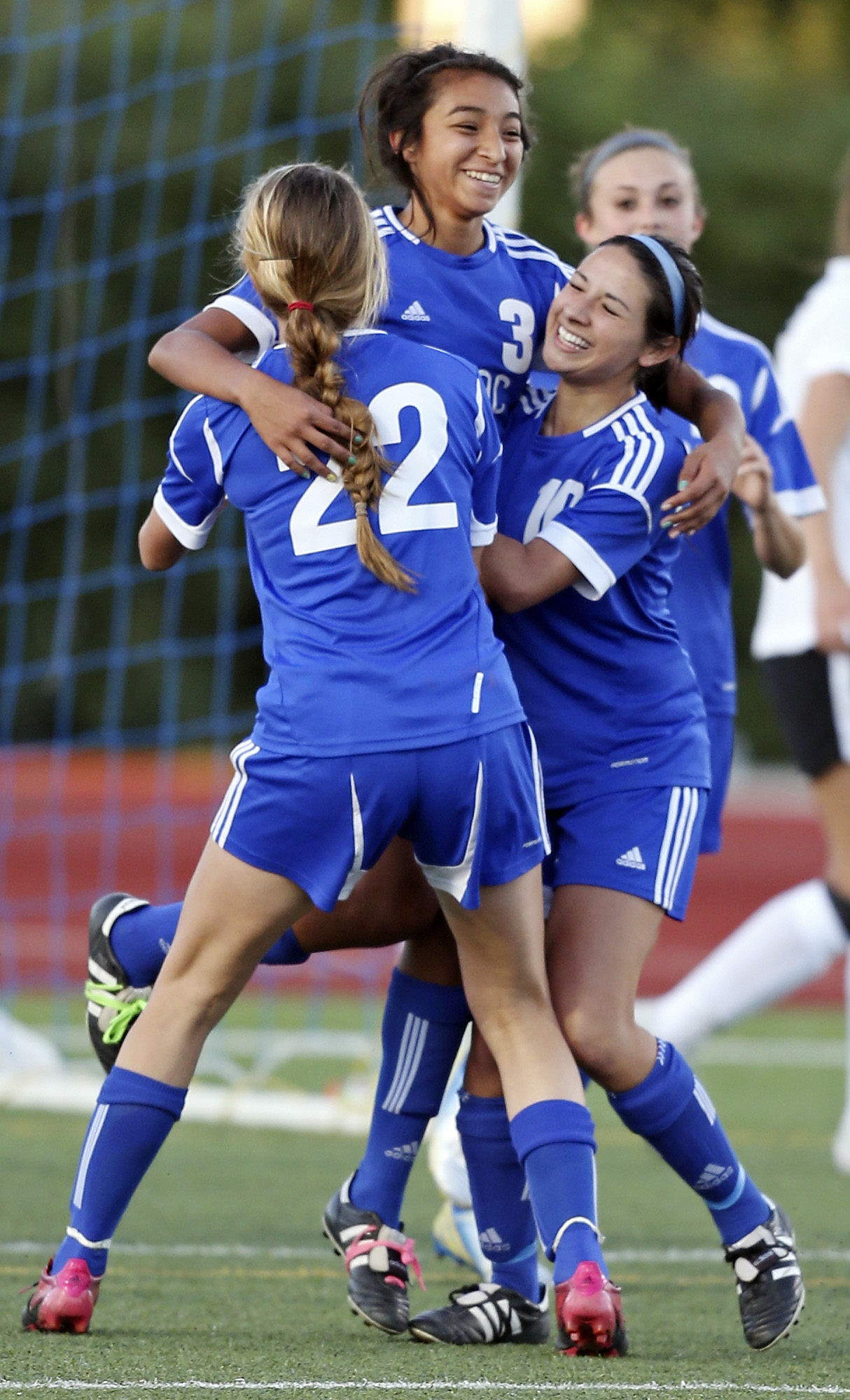 MacArthur, Johnson girls and Reagan boys all advance