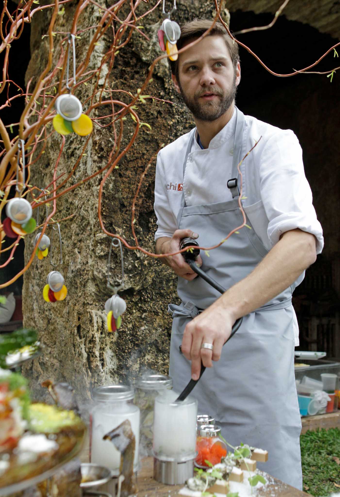 'Feast' for the eyes and the palate