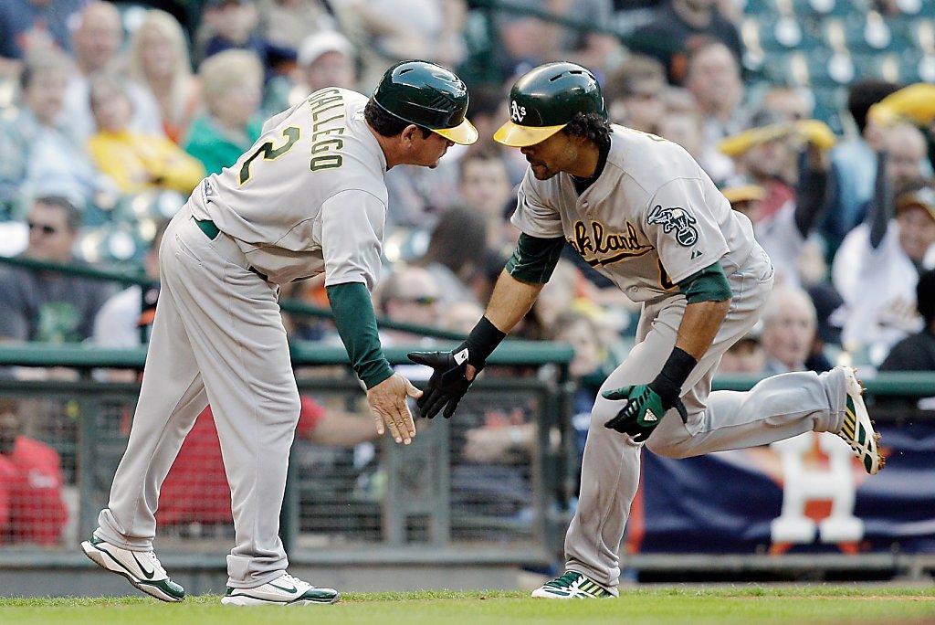 Colon, A's rally to beat Astros